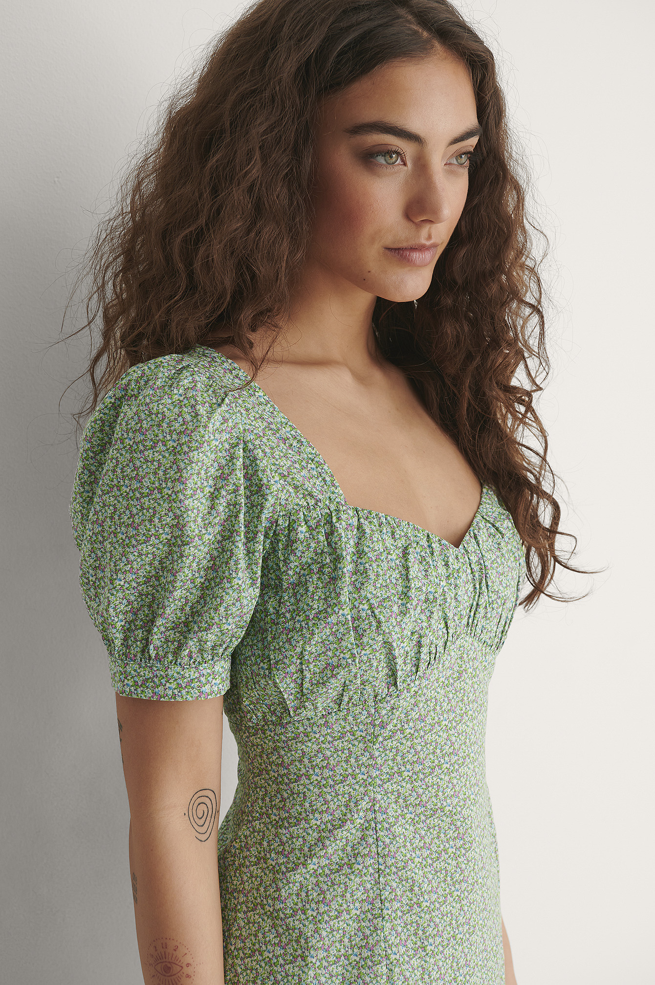 Bust Puff Sleeve Mini Dress Flower | na-kd.com