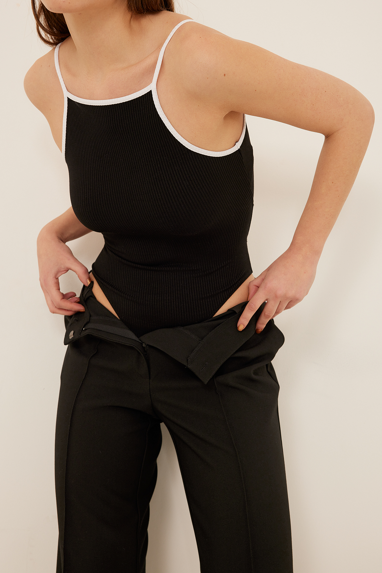 Contrast Binding Body Black | na-kd.com