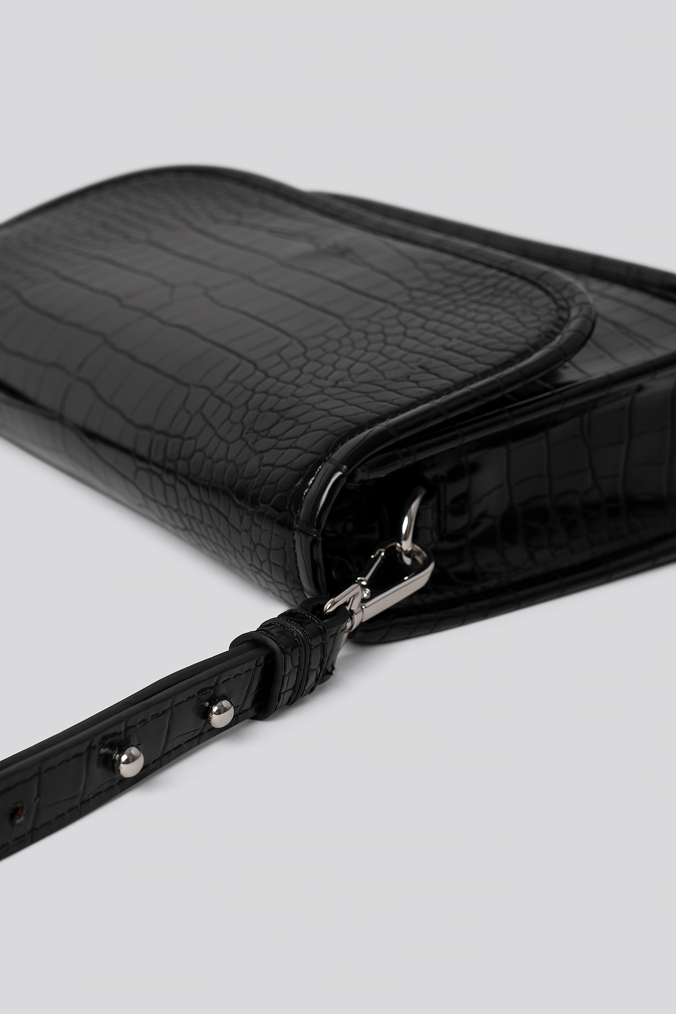 Croc Shoulder Bag Schwarz | na-kd.com