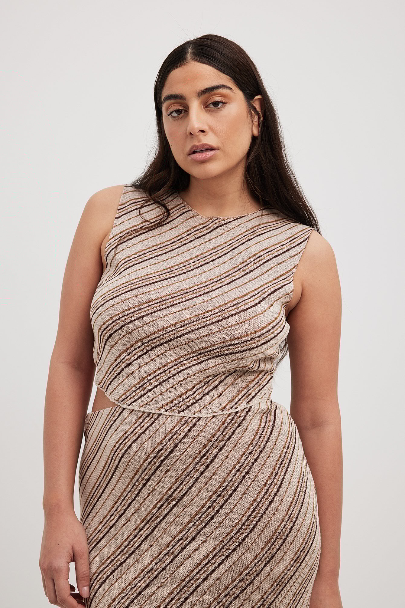 Cropped Knitted Curved Hem Singlet Stripe | NA-KD