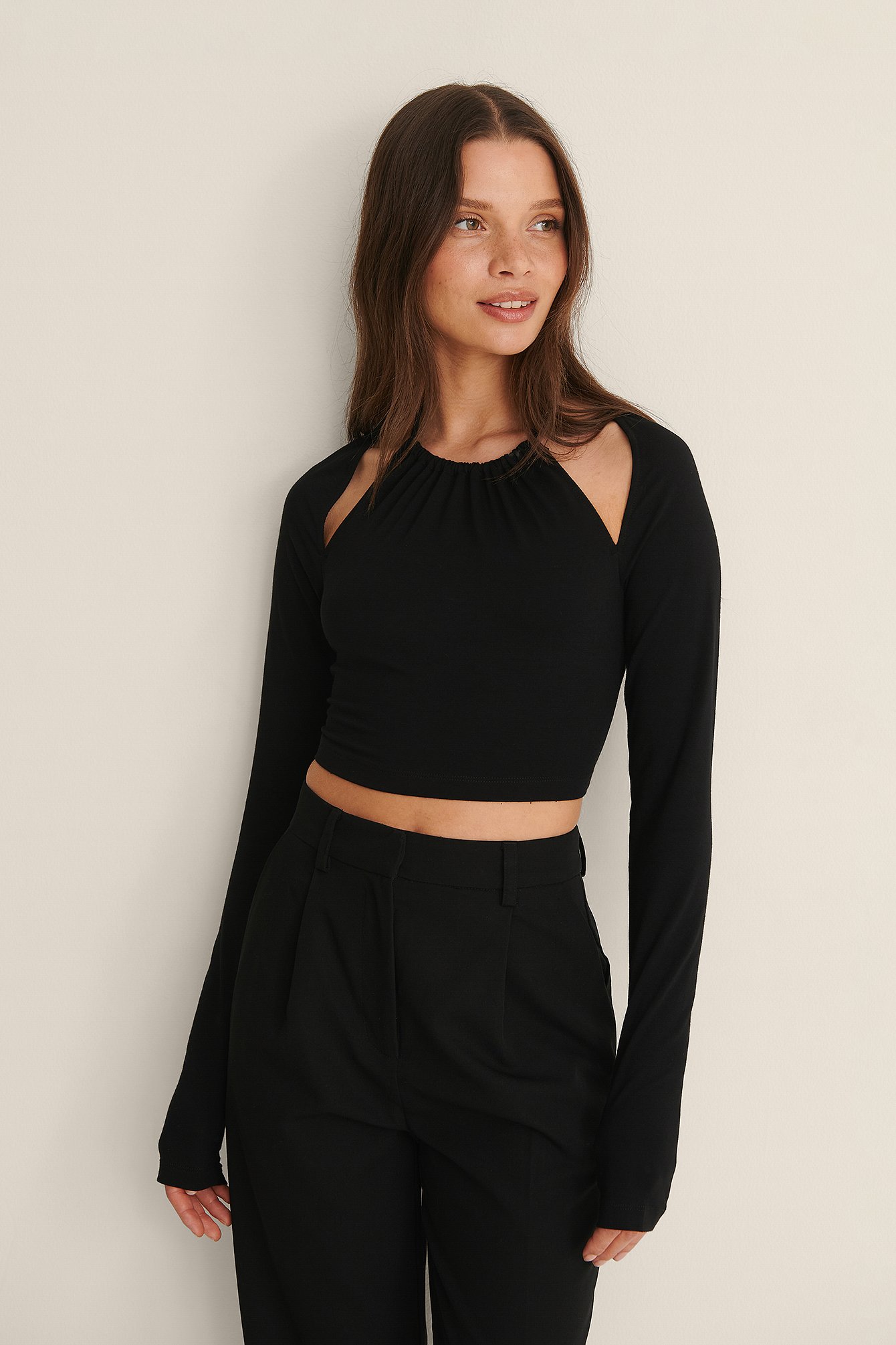 Cut Out Polo Top Black | na-kd.com