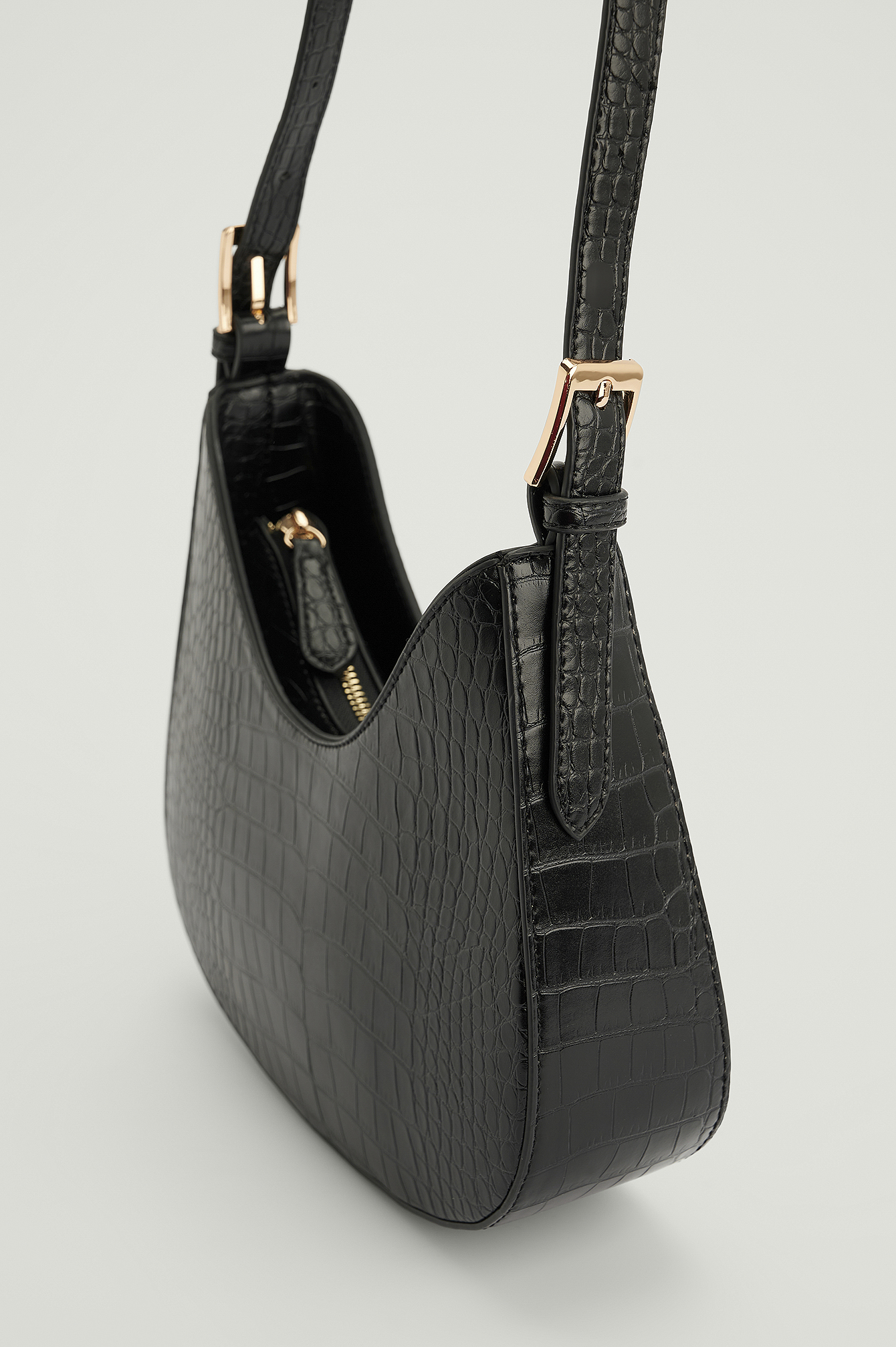 Curved Croc Shoulder Bag Black | NA-KD