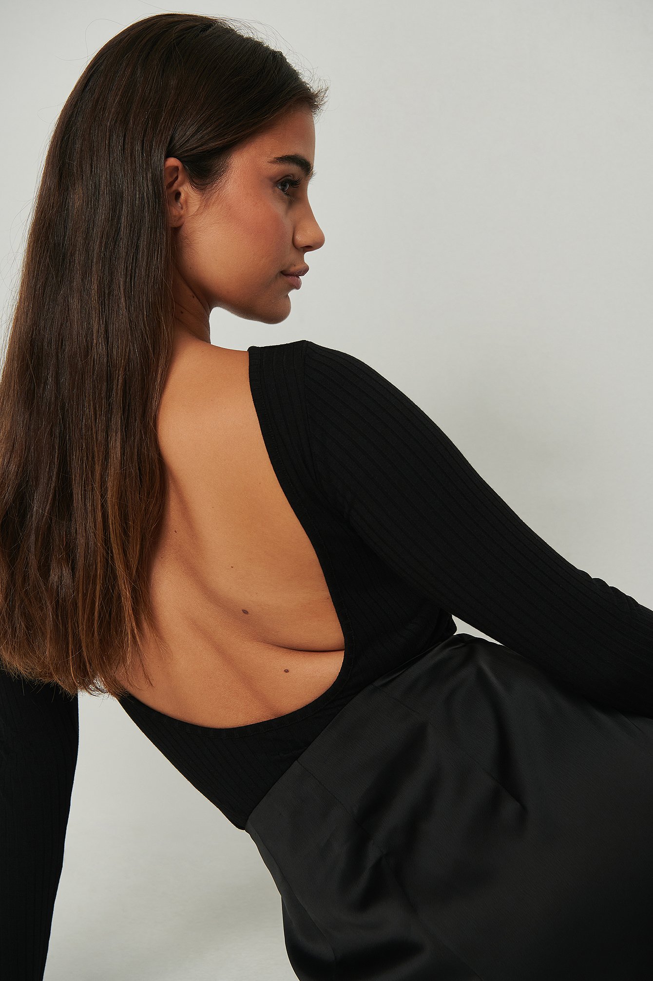 Deep Back Long Sleeve Rib Top - Wishupon