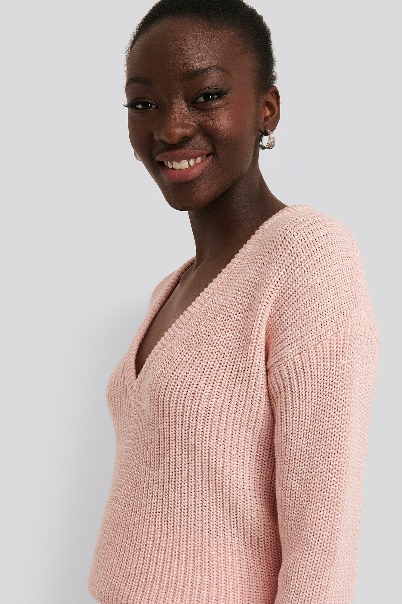 Deep Front V-neck Knitted Sweater Pink | na-kd.com