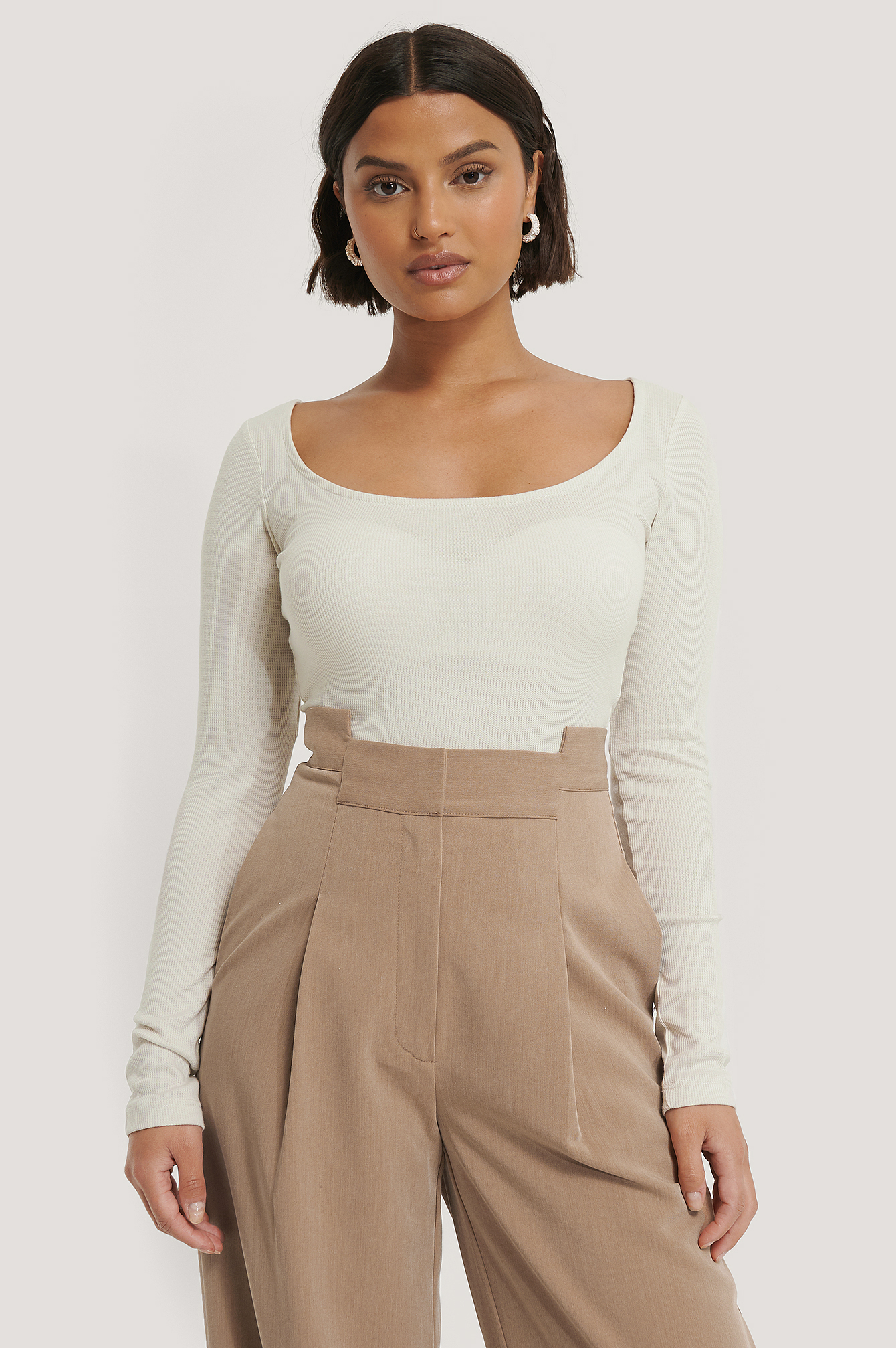 Deep Round Neck Ribbed Top Beige | NA-KD