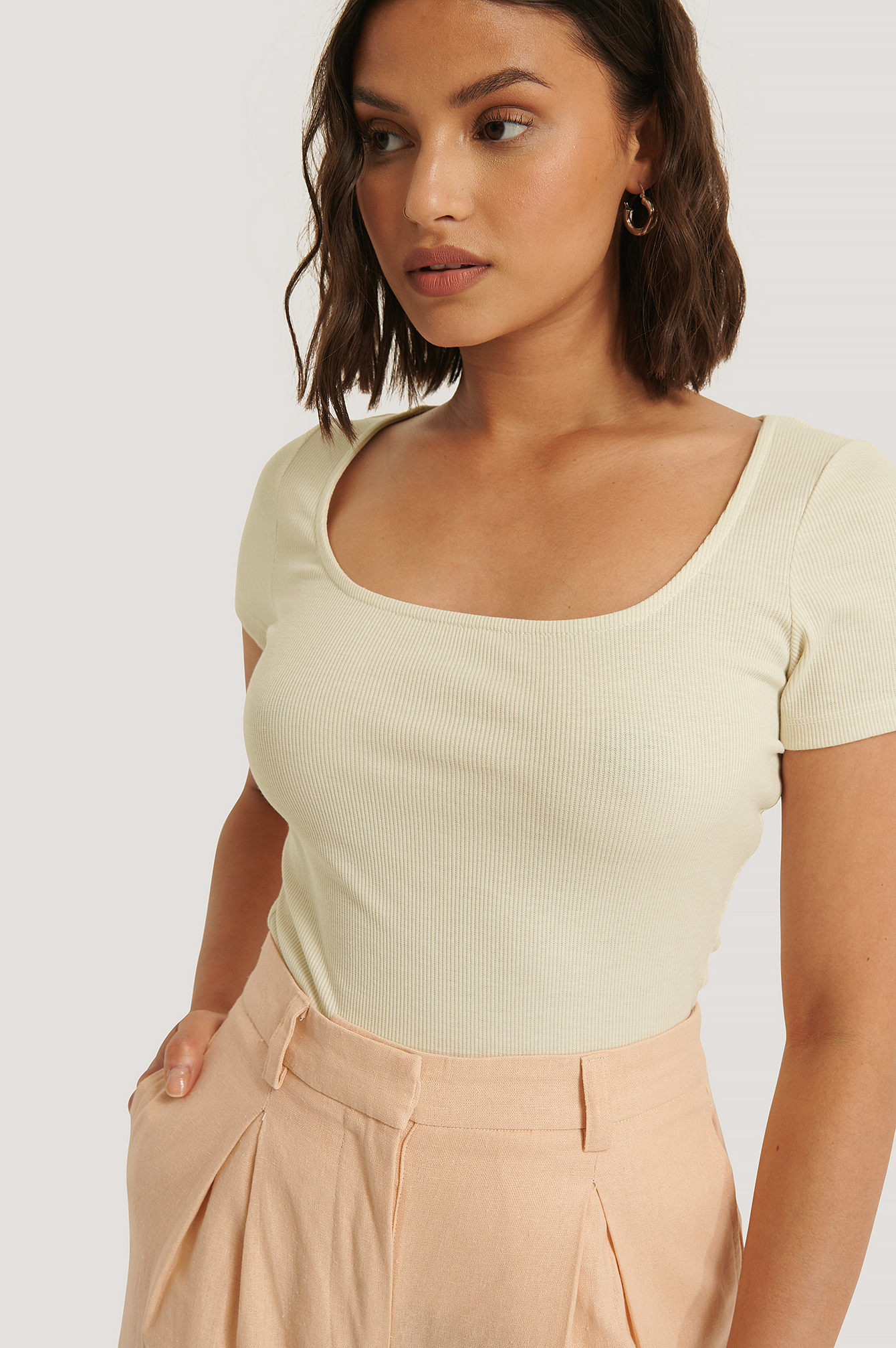 Deep V Neck Ribbed Top Beige | na-kd.com