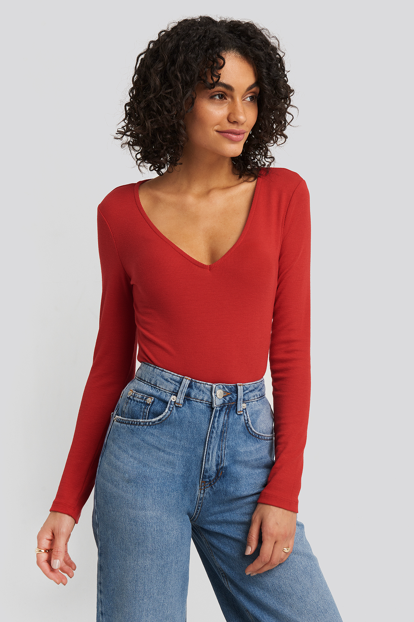 Deep V-neck Ribbed Body Rot | NA-KD