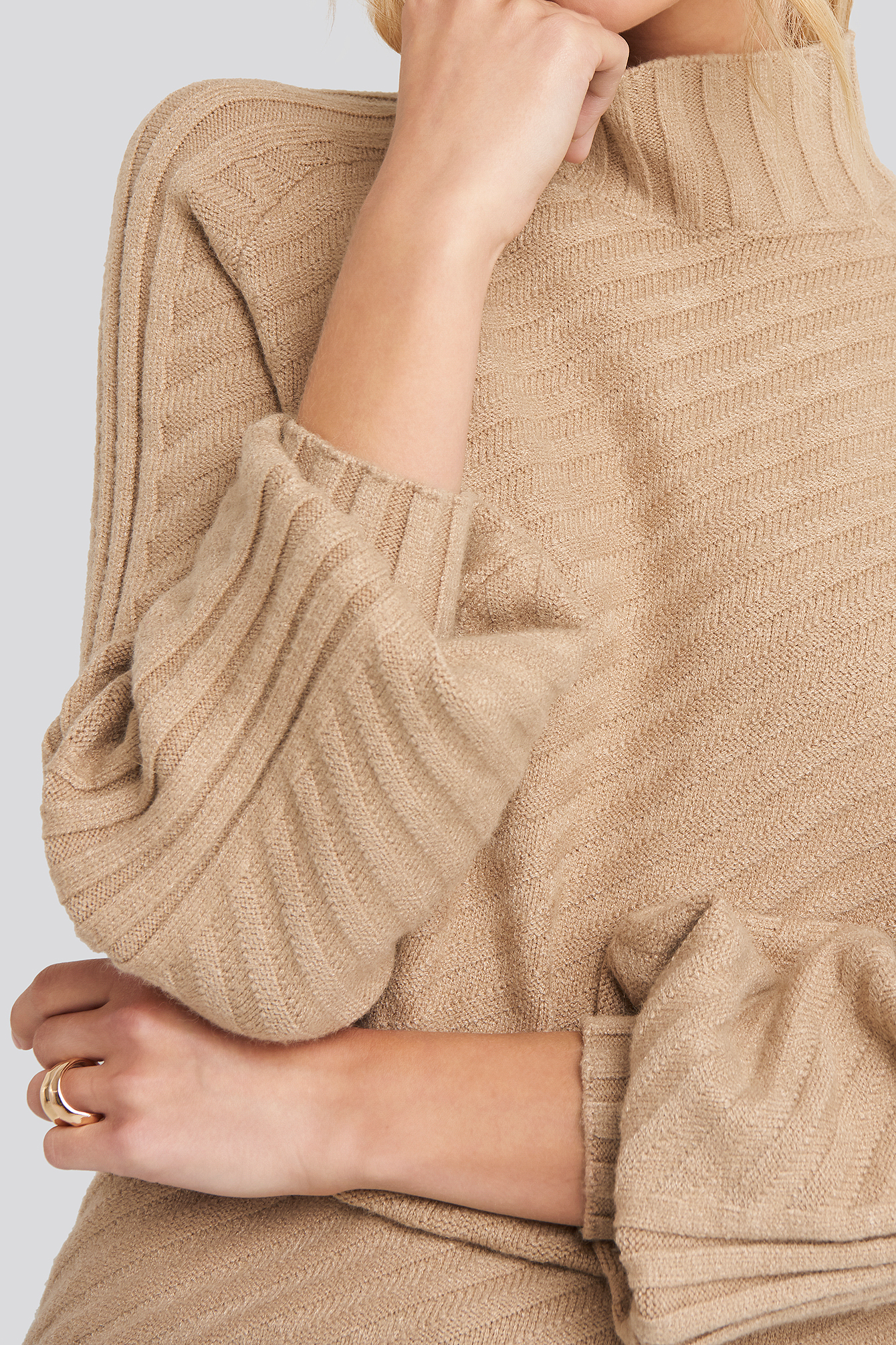 Diagonal Ribbed Knitted Sweater Beige | na-kd.com