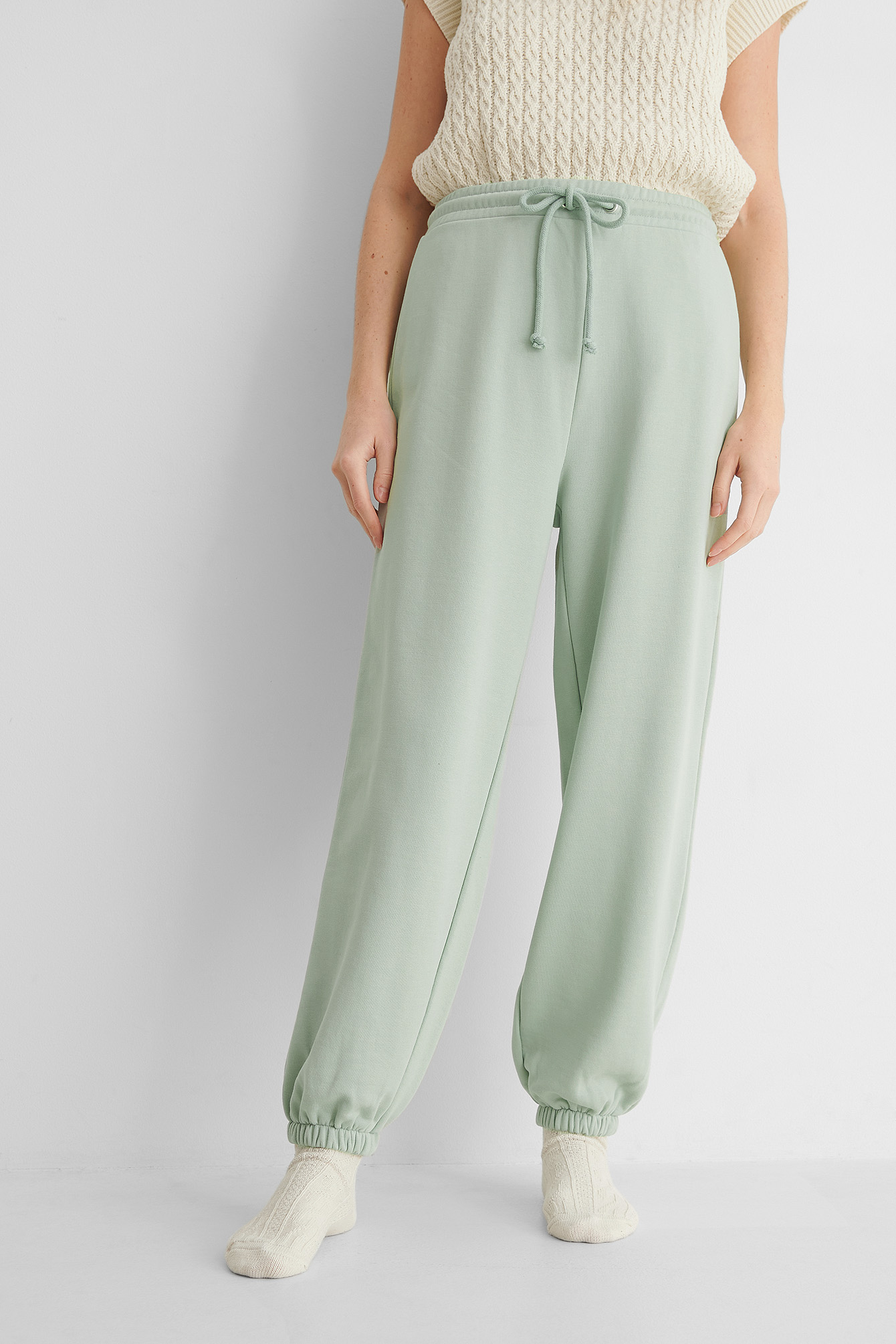 Organic Drawstring Elastic Sweatpants Green | na-kd.com