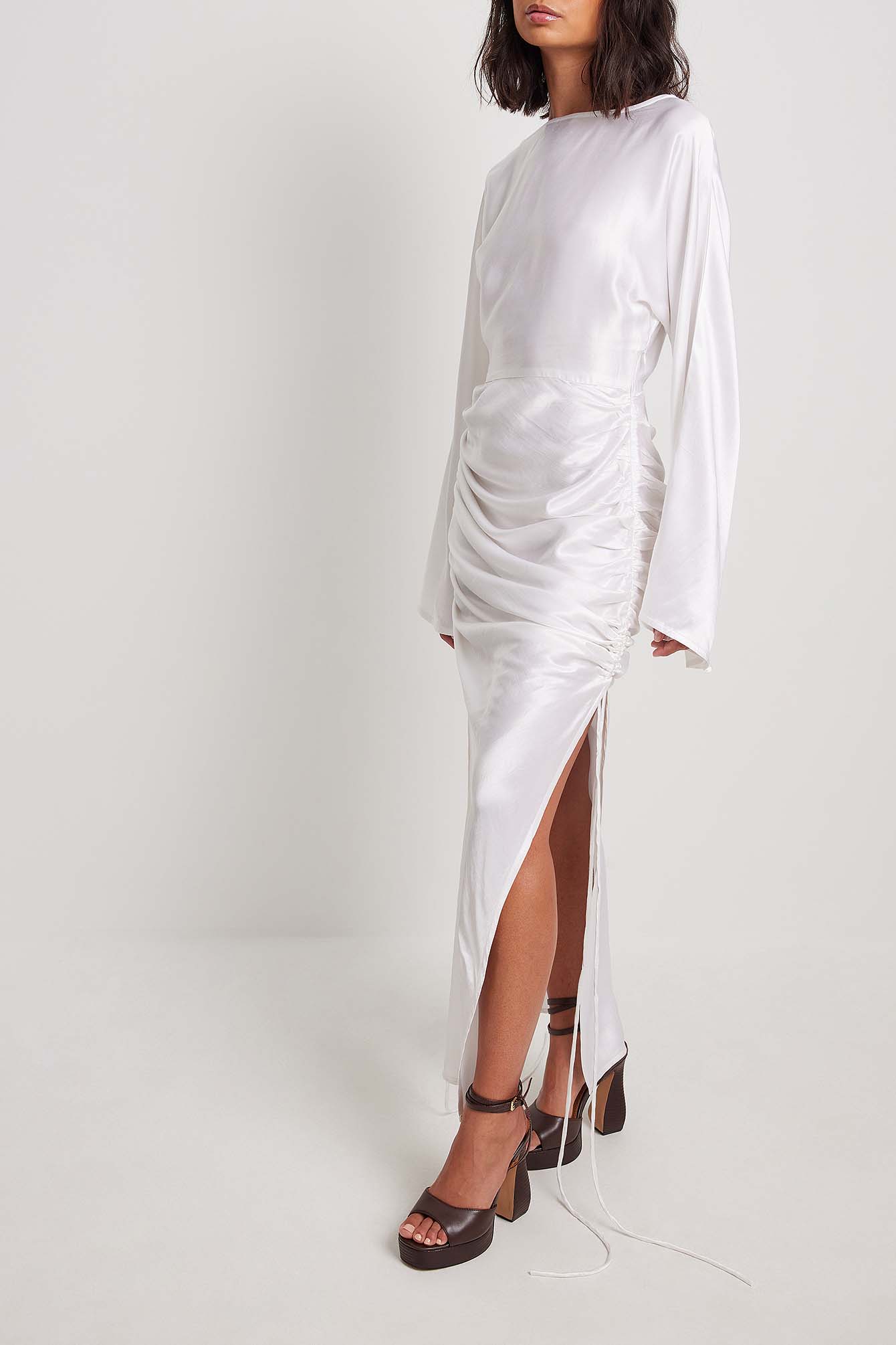 Drawstring Sides Maxi Dress White | na-kd.com