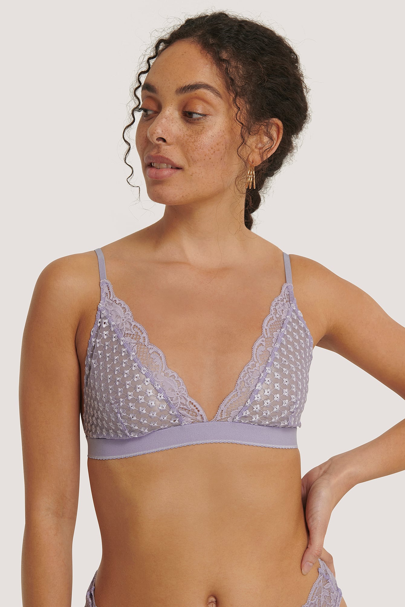 Flower Embroided Lace Bralette Purple Na