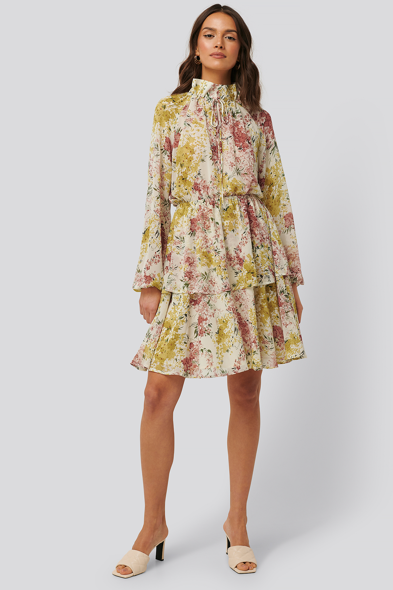 High Frill Neck Dress Flower | na-kd.com