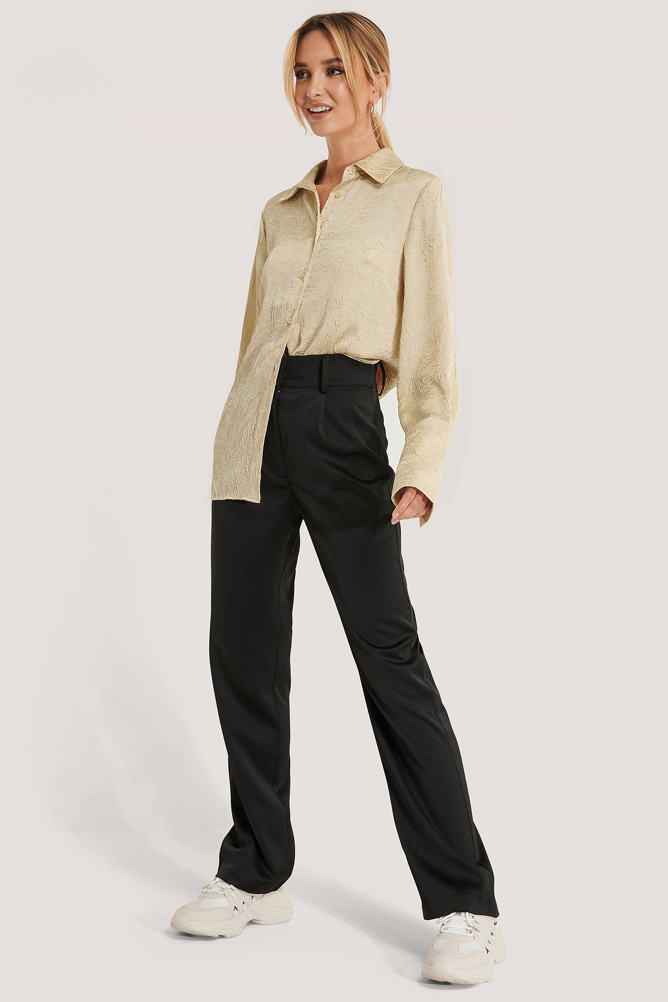 High Rise Satin Pants Noir | NA-KD