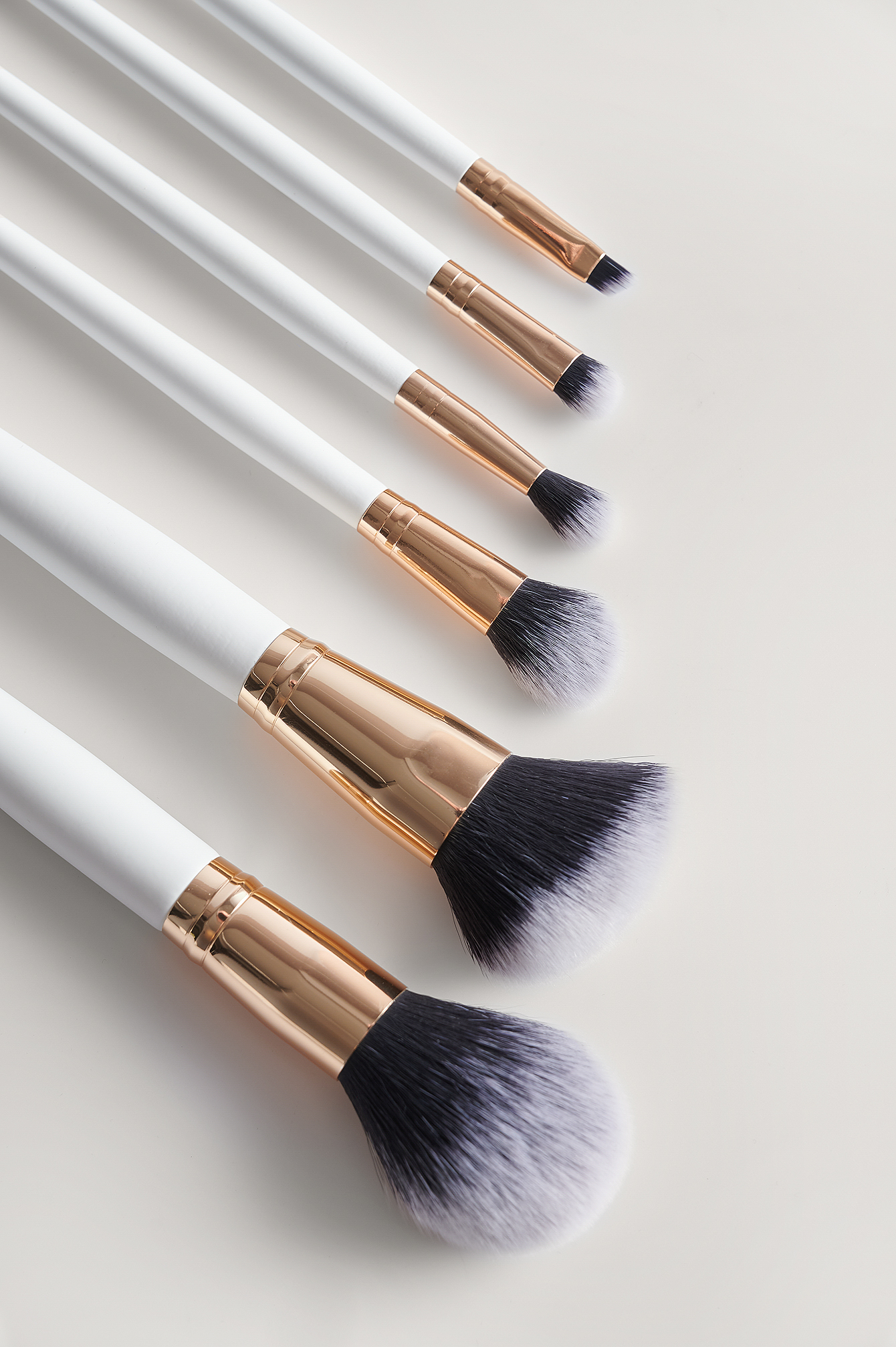 Highlighter Brush White | na-kd.com
