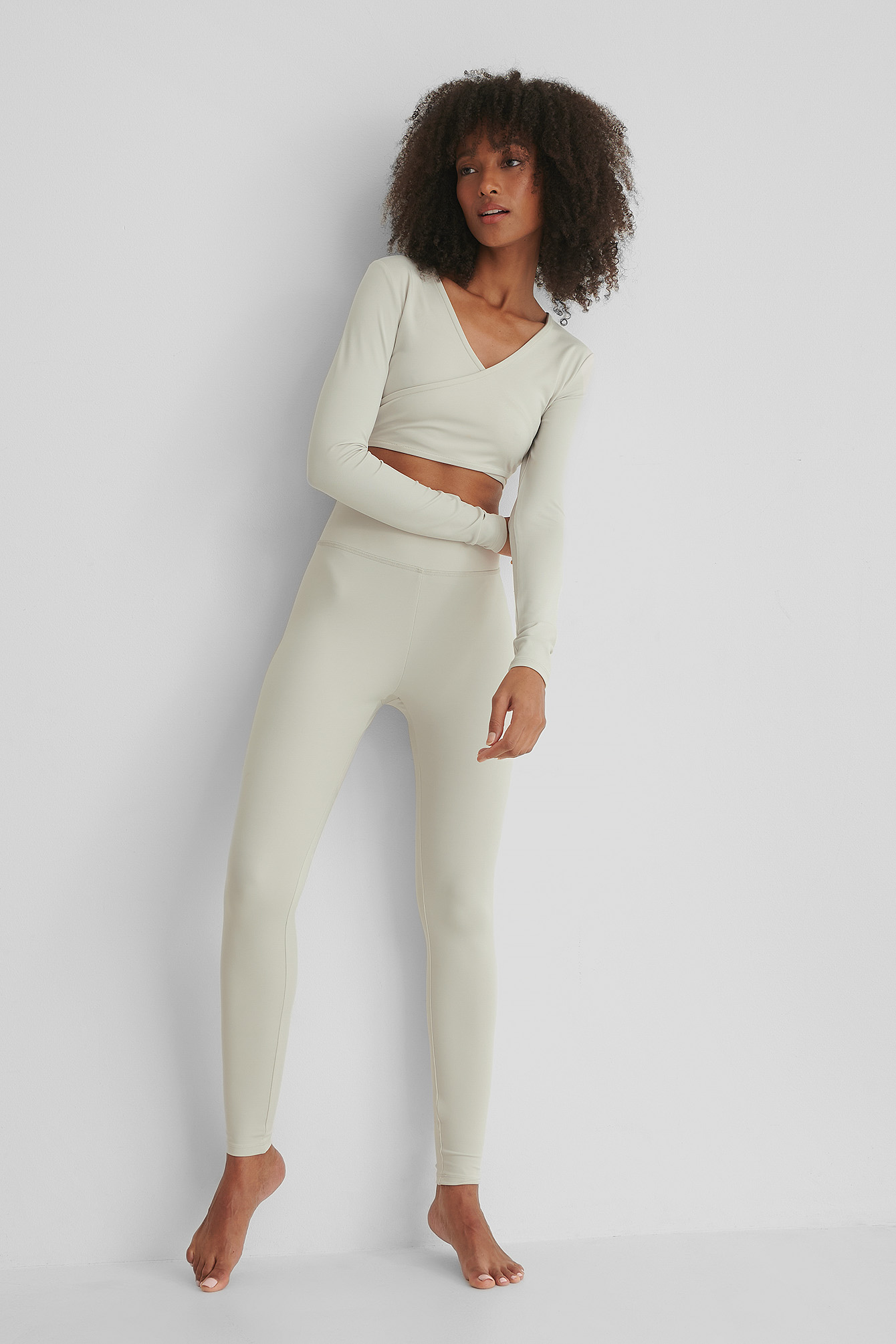 Highwaist Sporty Tights Offwhite Na Kd