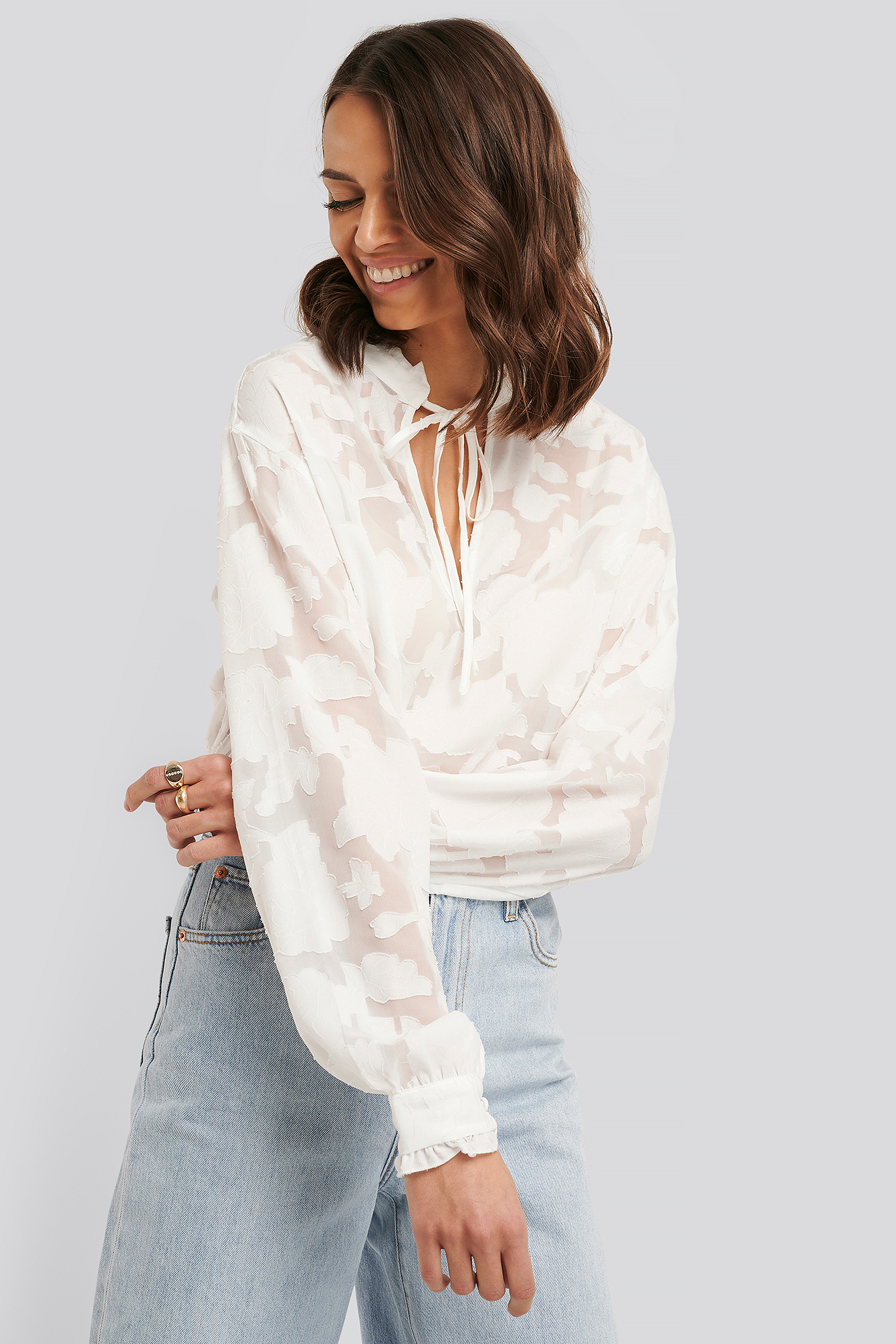 Jacquard Flower Frill Neck Blouse White | NA-KD