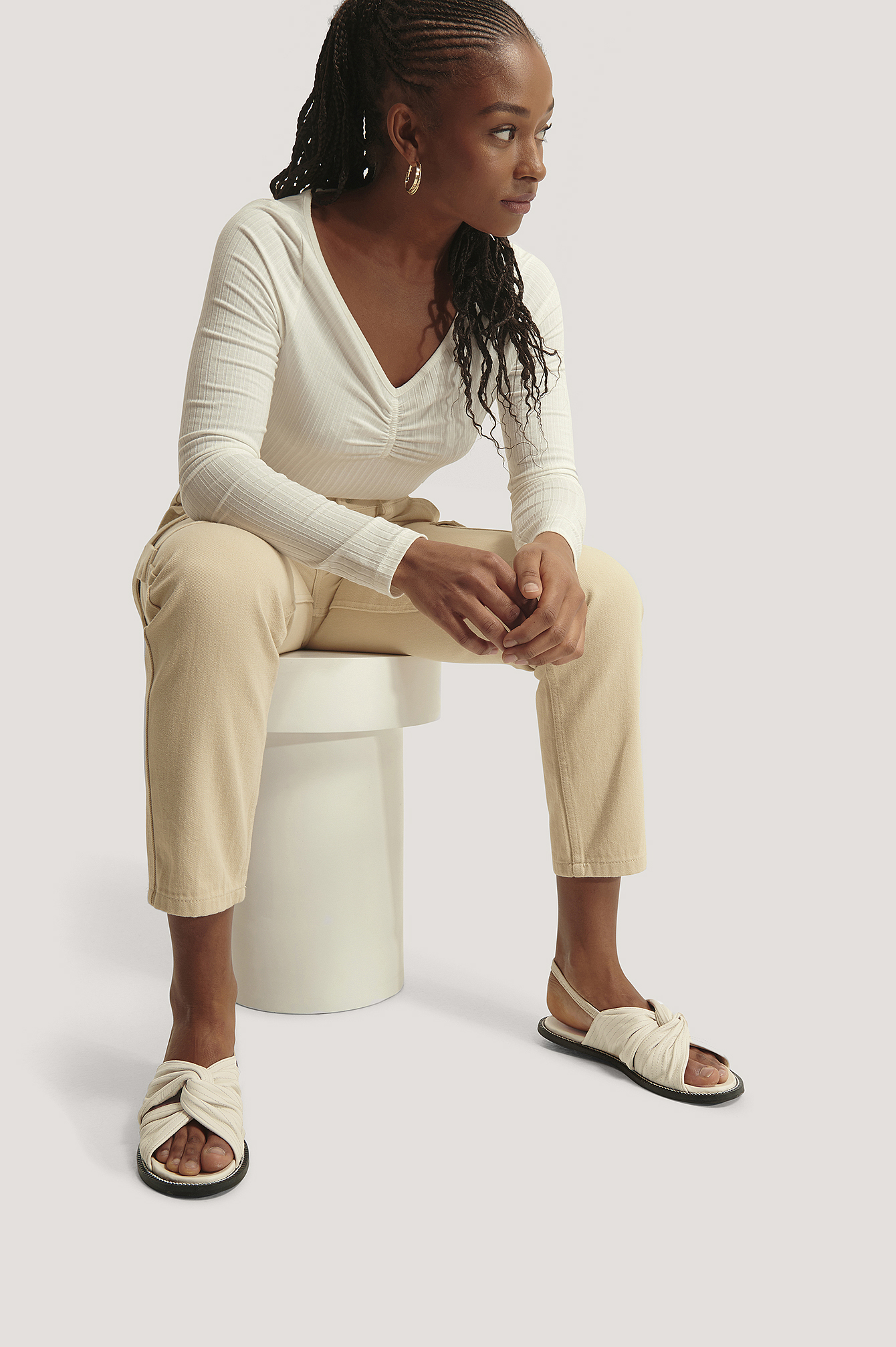Leather Seam Detail Knotted Sandals Beige | NA-KD