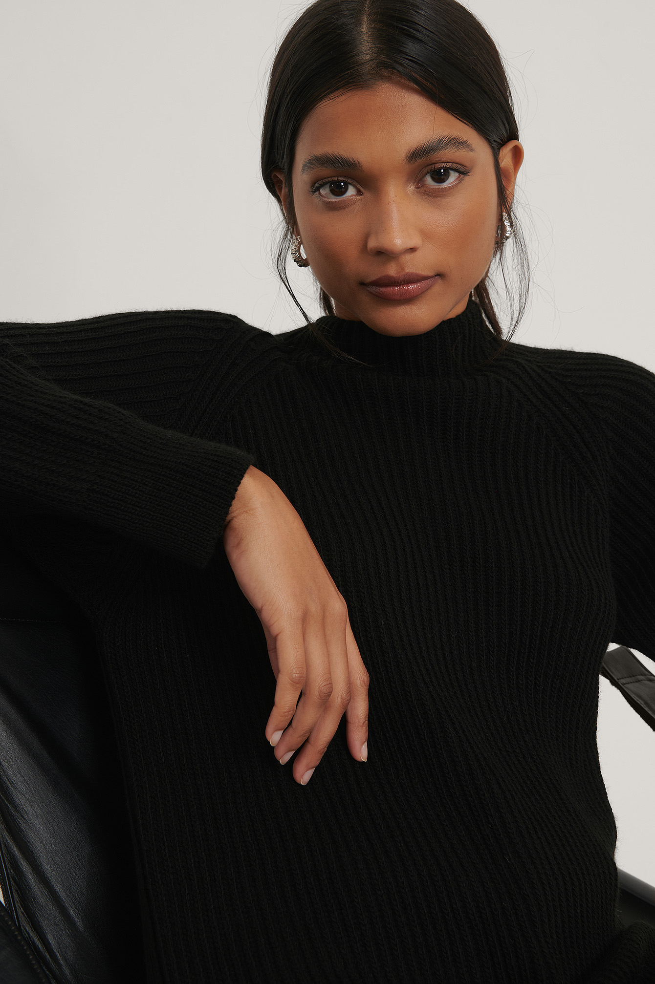 Long High Neck Knitted Sweater Black | NA-KD