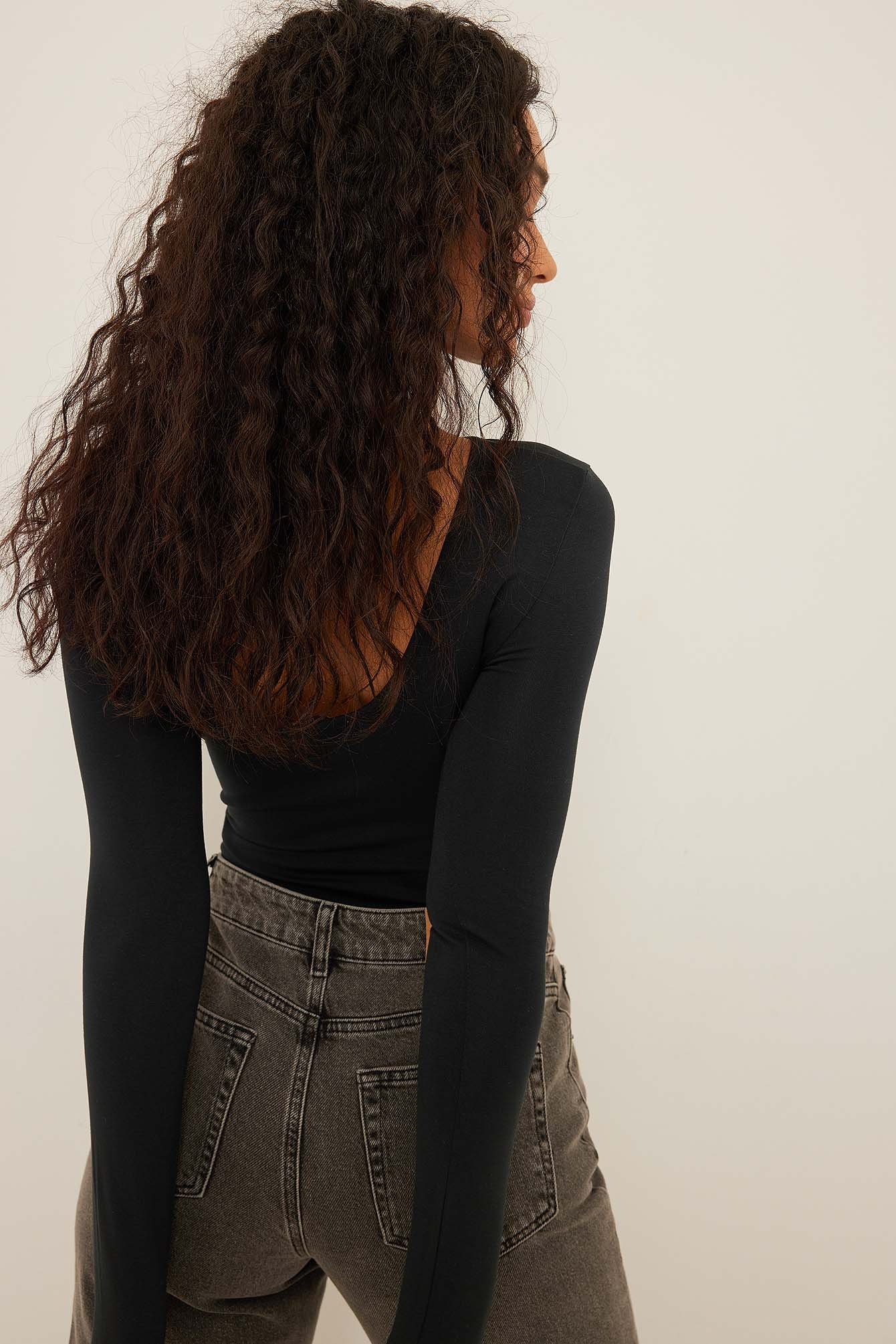 Long Sleeved Deep Back Viscose Top Black | na-kd.com