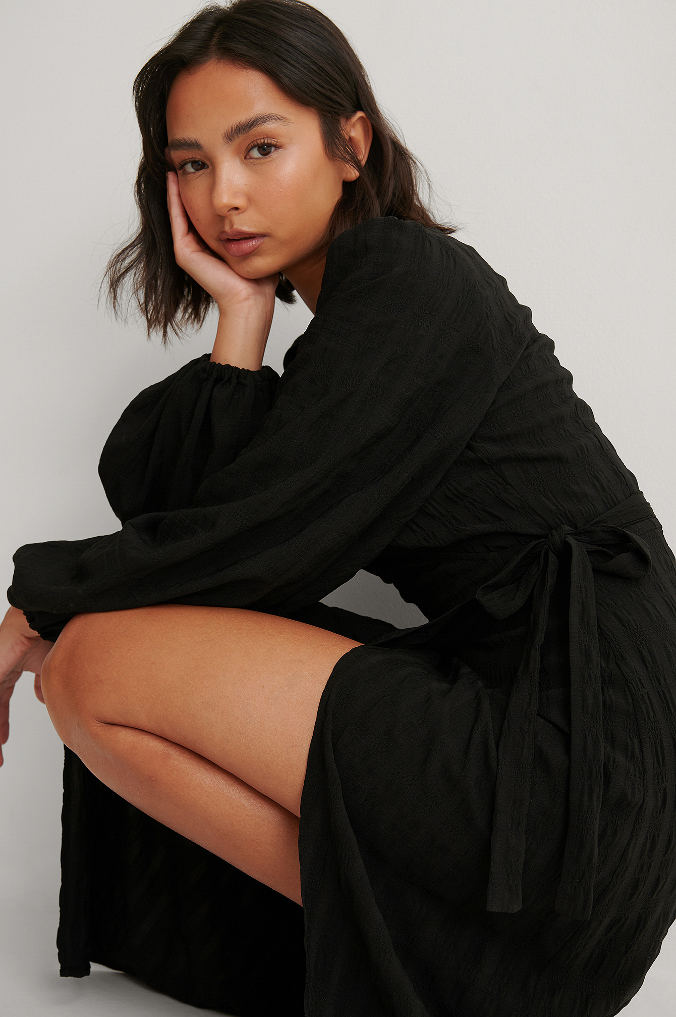 Overlapped Structured Midi Dress Black | NA-KD