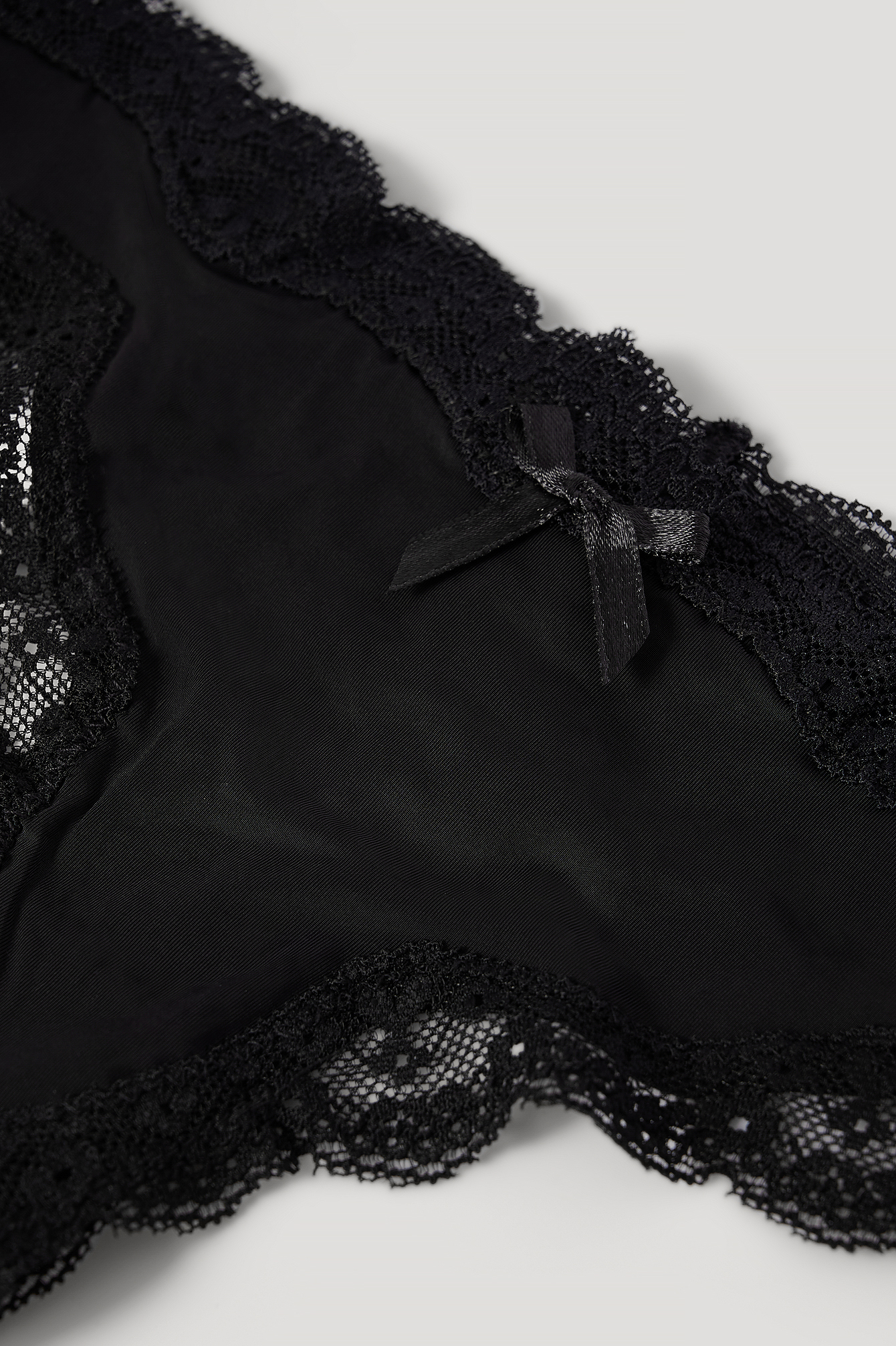 Micro Lace Edge String 3-pack Black | na-kd.com