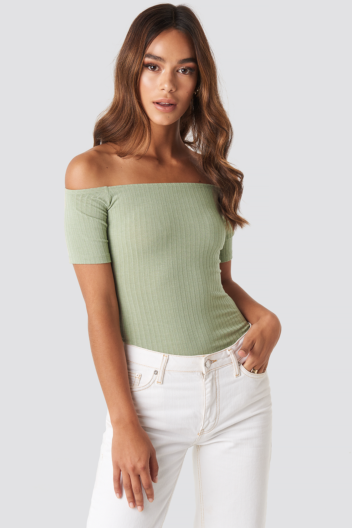 Off Shoulder Ribbed Top Verde | NA-KD