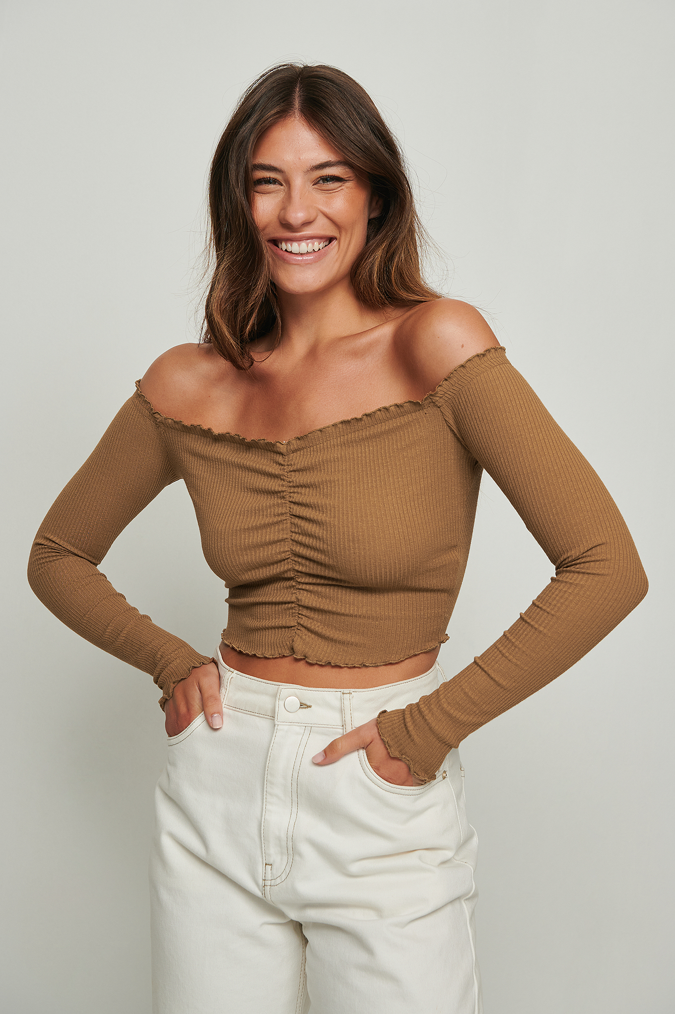Off Shoulder Rouched Rib Top Beige | NA-KD
