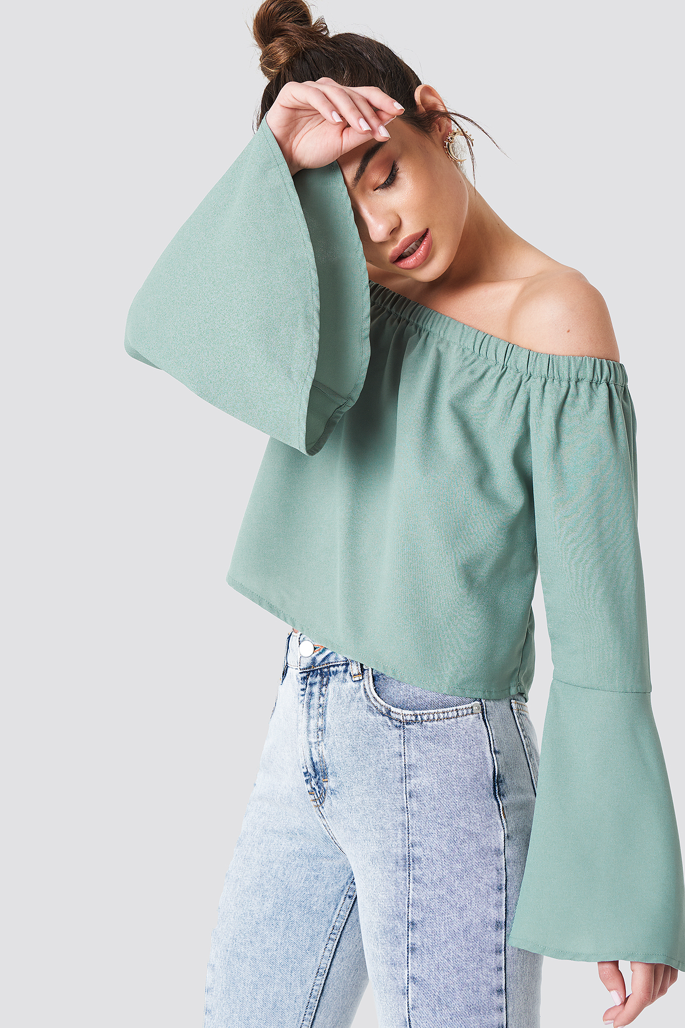 Off Shoulder Woven Wide Sleeve Top Green | NA-KD