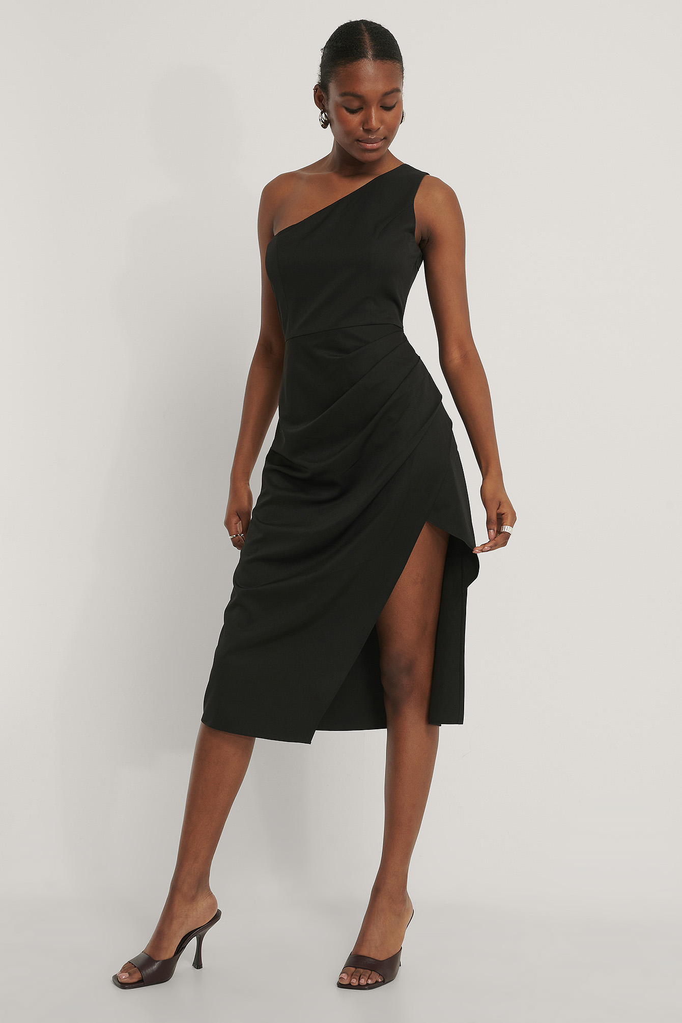 One Shoulder Waist Detail Dress Black | NA-KD
