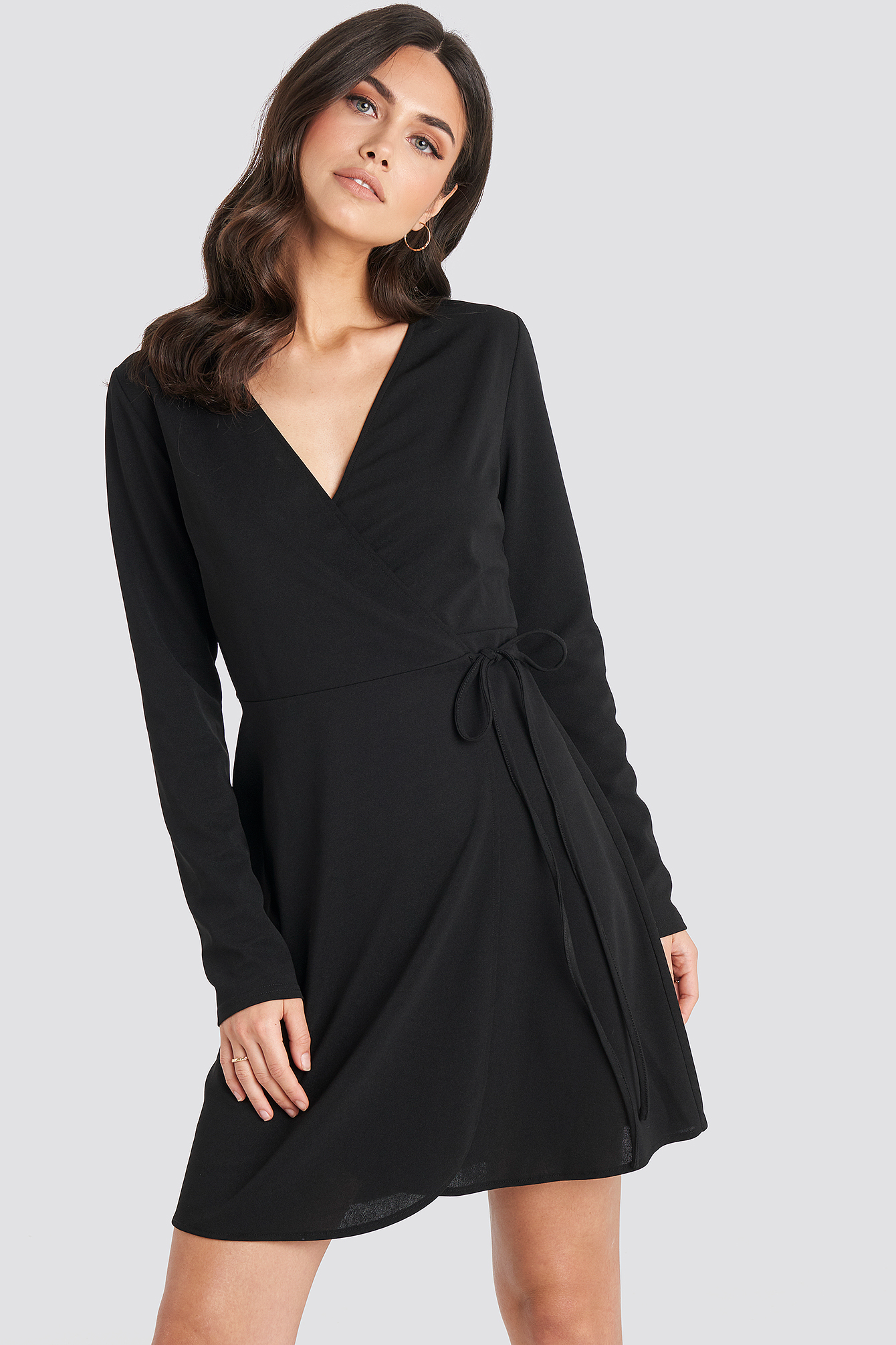 Overlap Dress Black | NA-KD