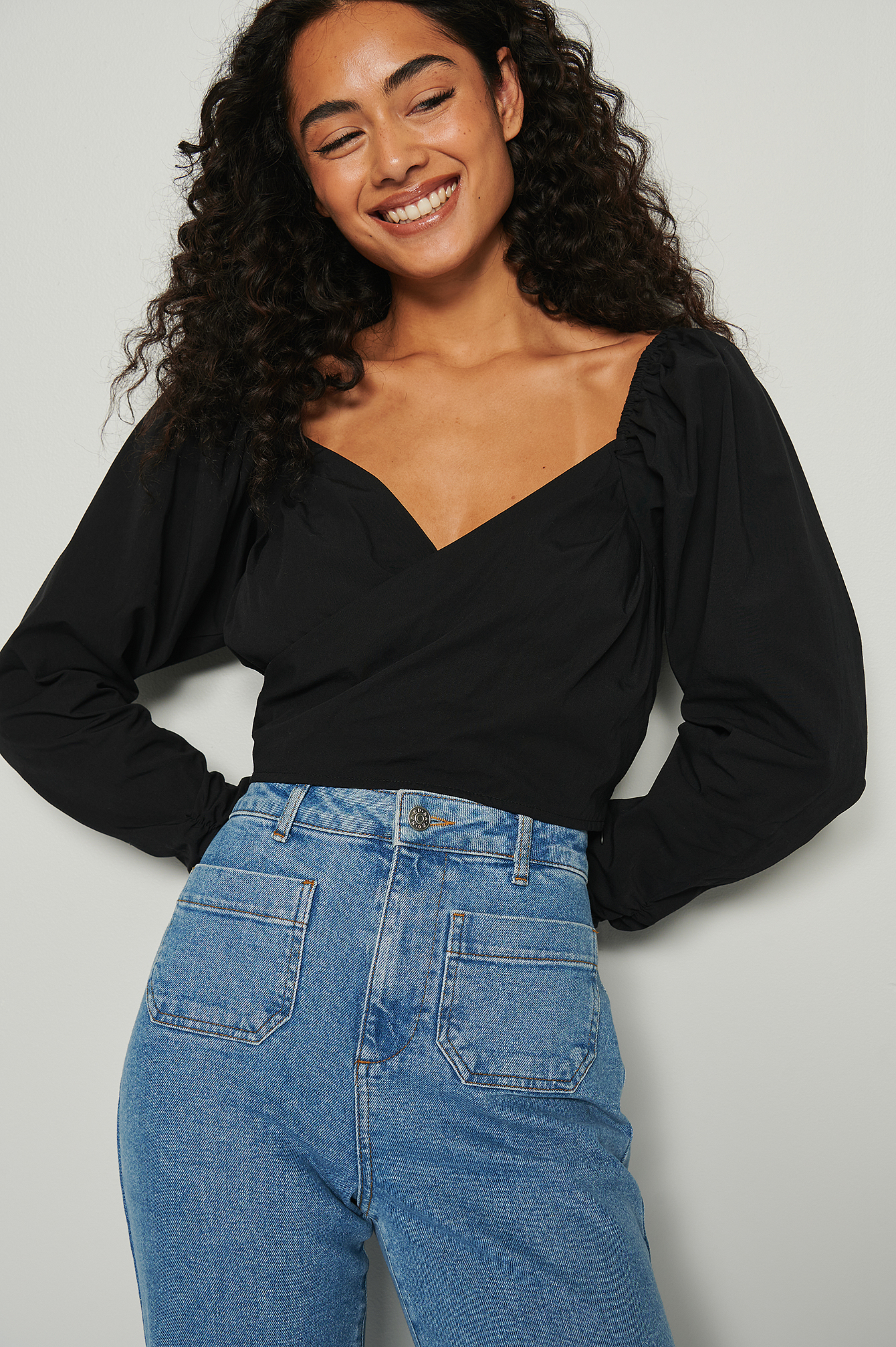 Overlap LS Cotton Blouse Black | NA-KD