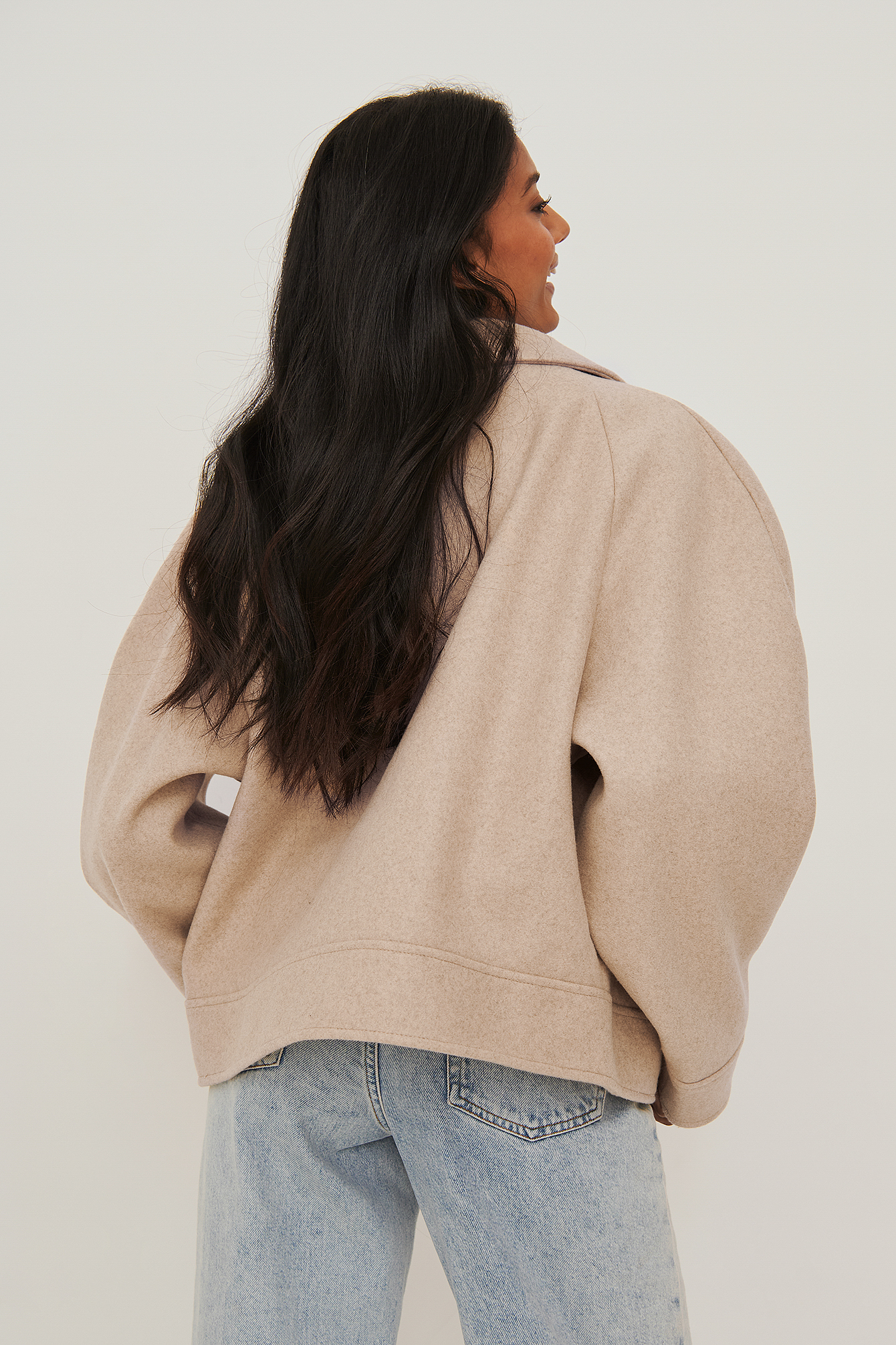 Oversized Short Chest Pocket Jacket Beige | na-kd.com