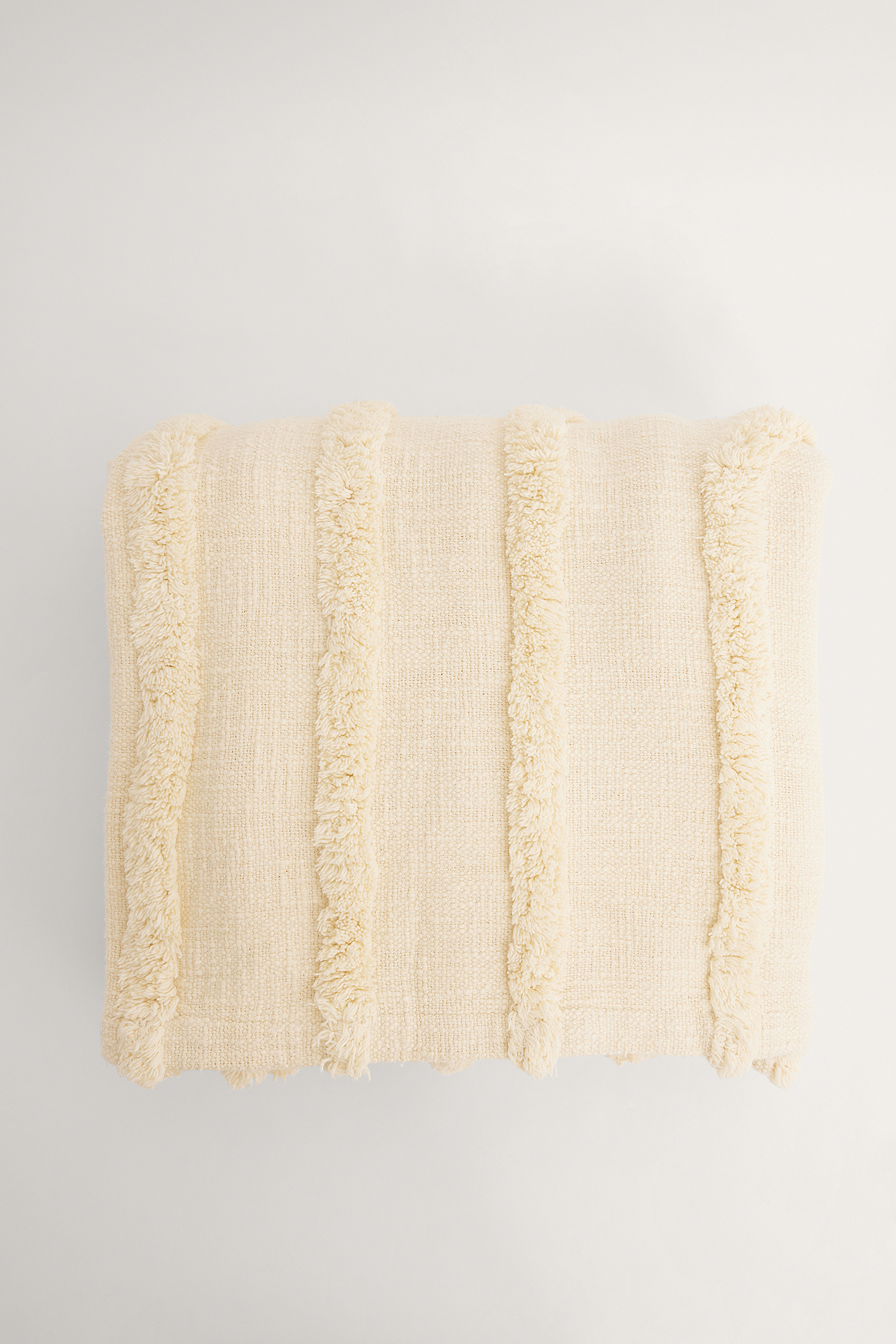 Patterned Fluffy Throw Beige | na-kd.com