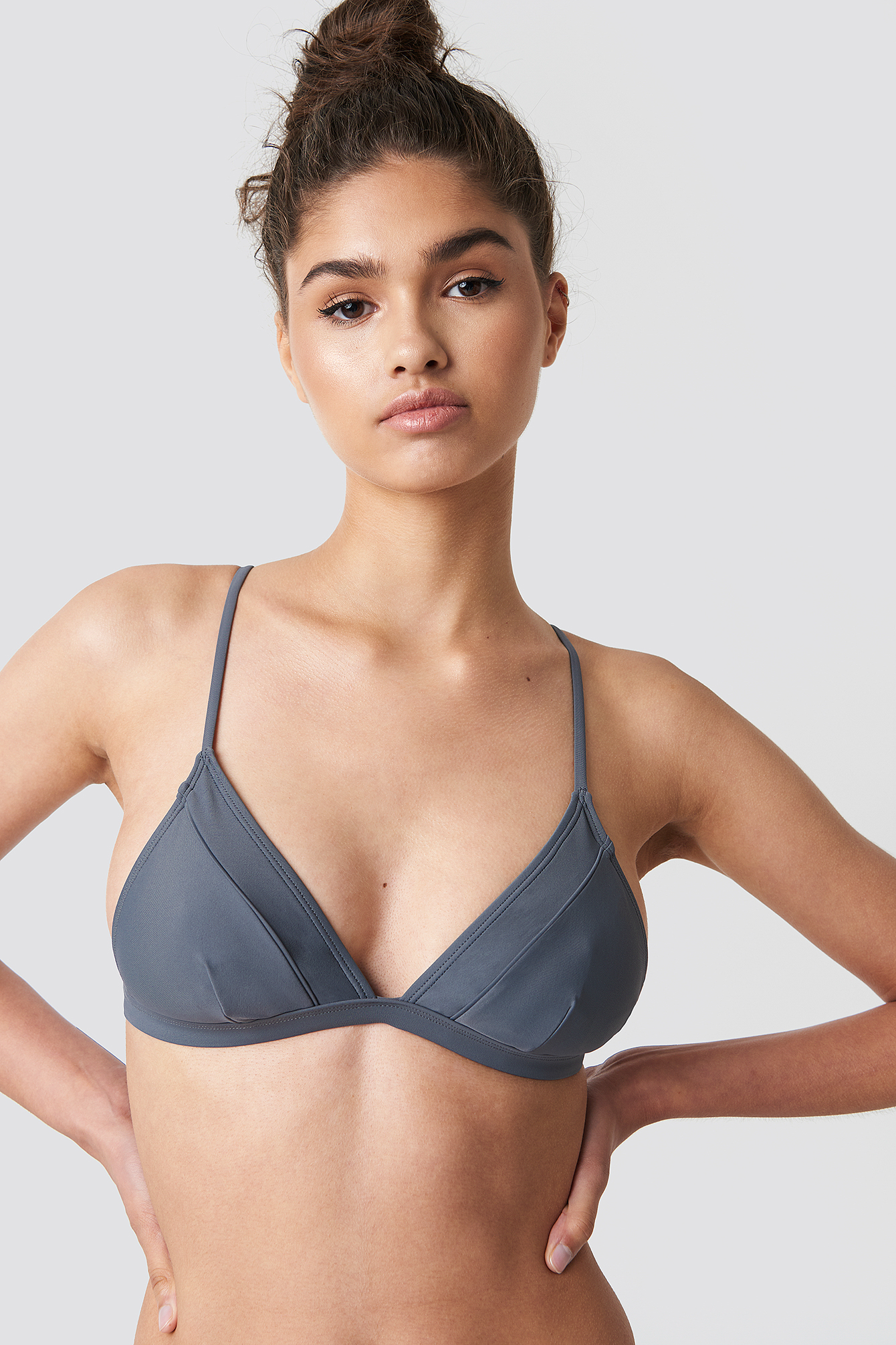 Piping Triangle Bra Grey NA KD piping-triangle-bra-grey-na-kd