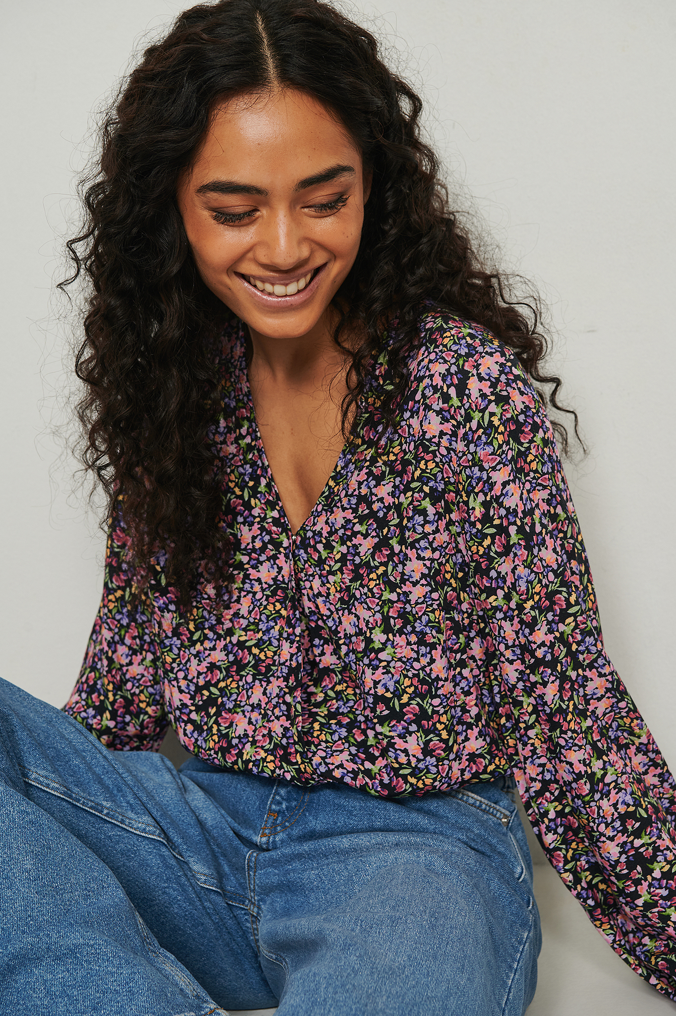 Printed Overlap LS Blouse Flower | NA-KD