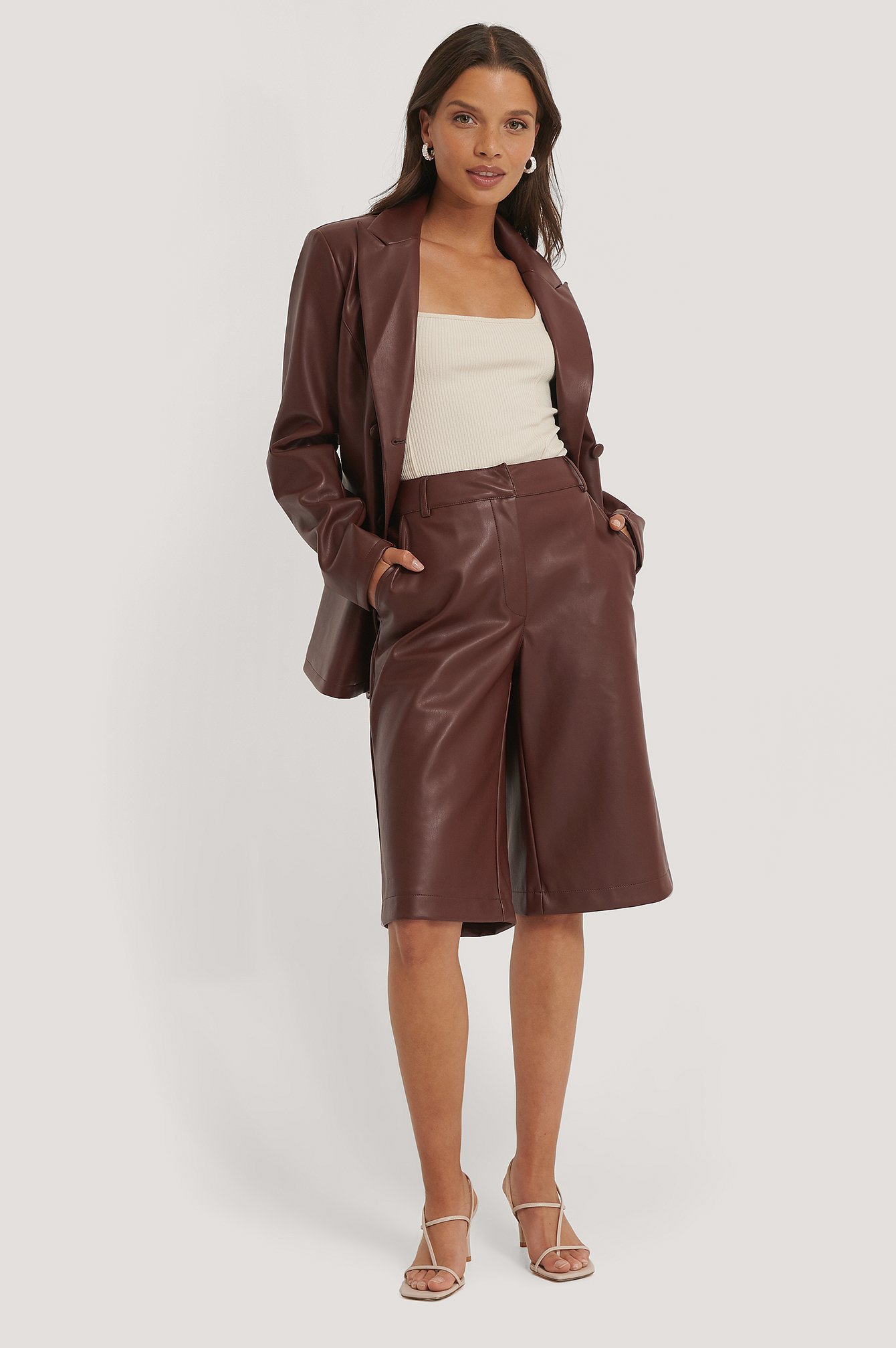 Lange PU-Bermuda-Shorts Braun | NA-KD