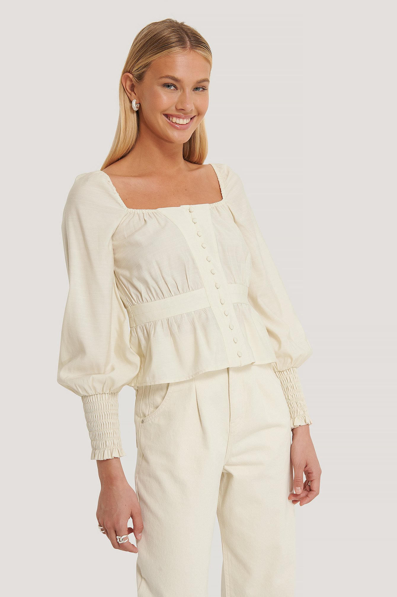 Puff Shoulder Smocked Arms Blouse Offwhite | NA-KD