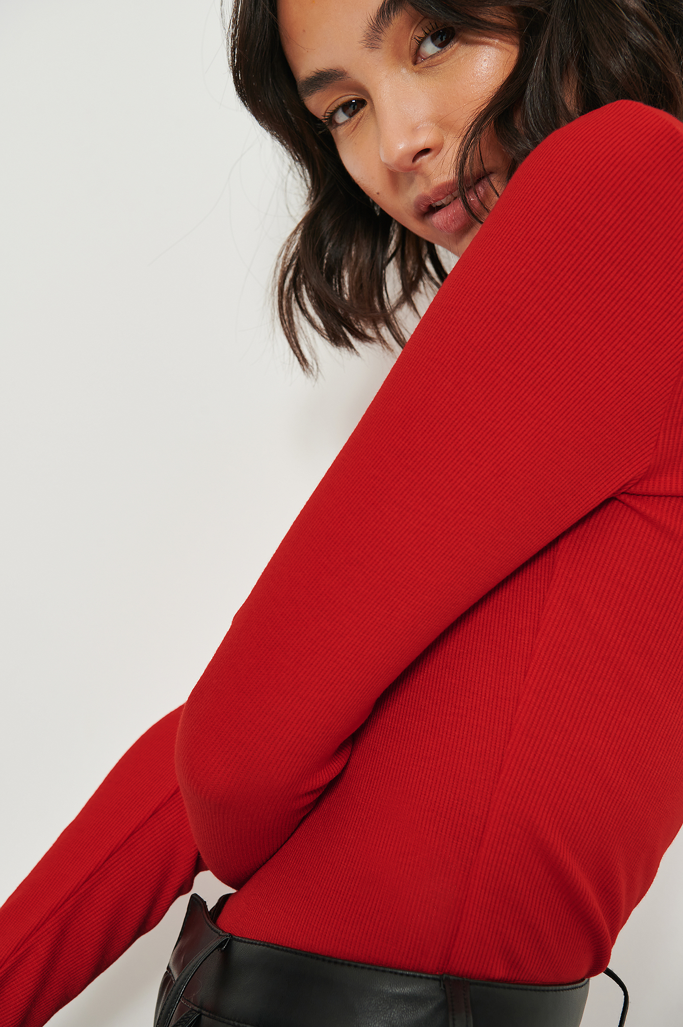 Scoop Neck Ribbed Top Red | NA-KD