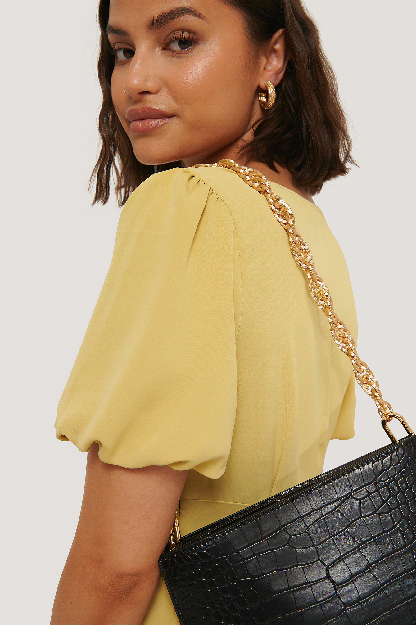 Removable Chunky Twisted Bag Chain Gold | NA-KD