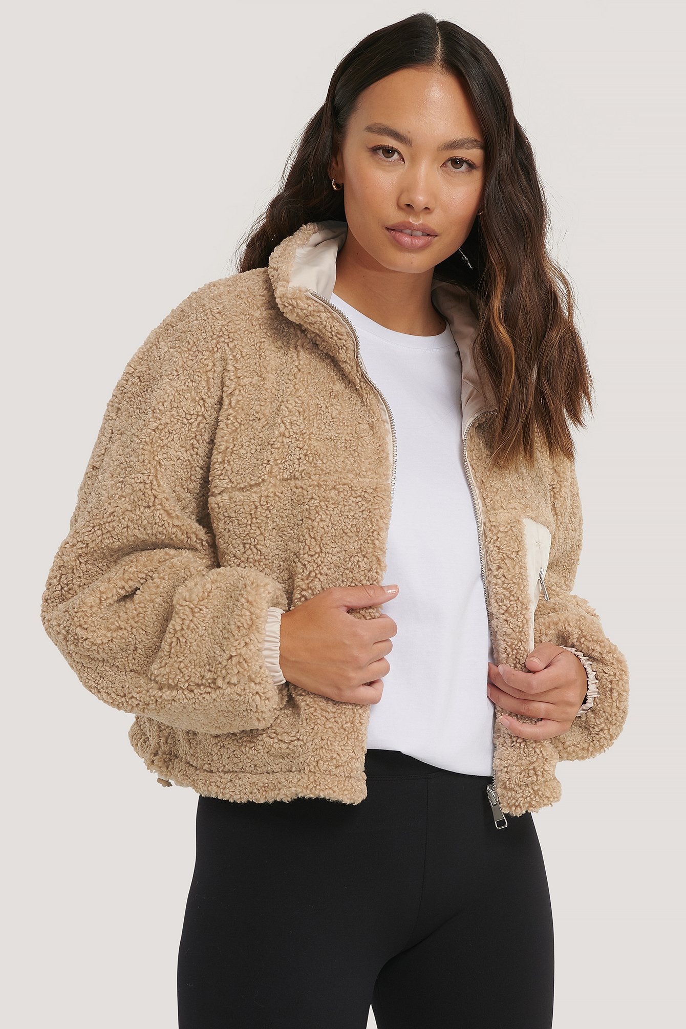Wendbare Teddy-Jacke Beige | na-kd.com