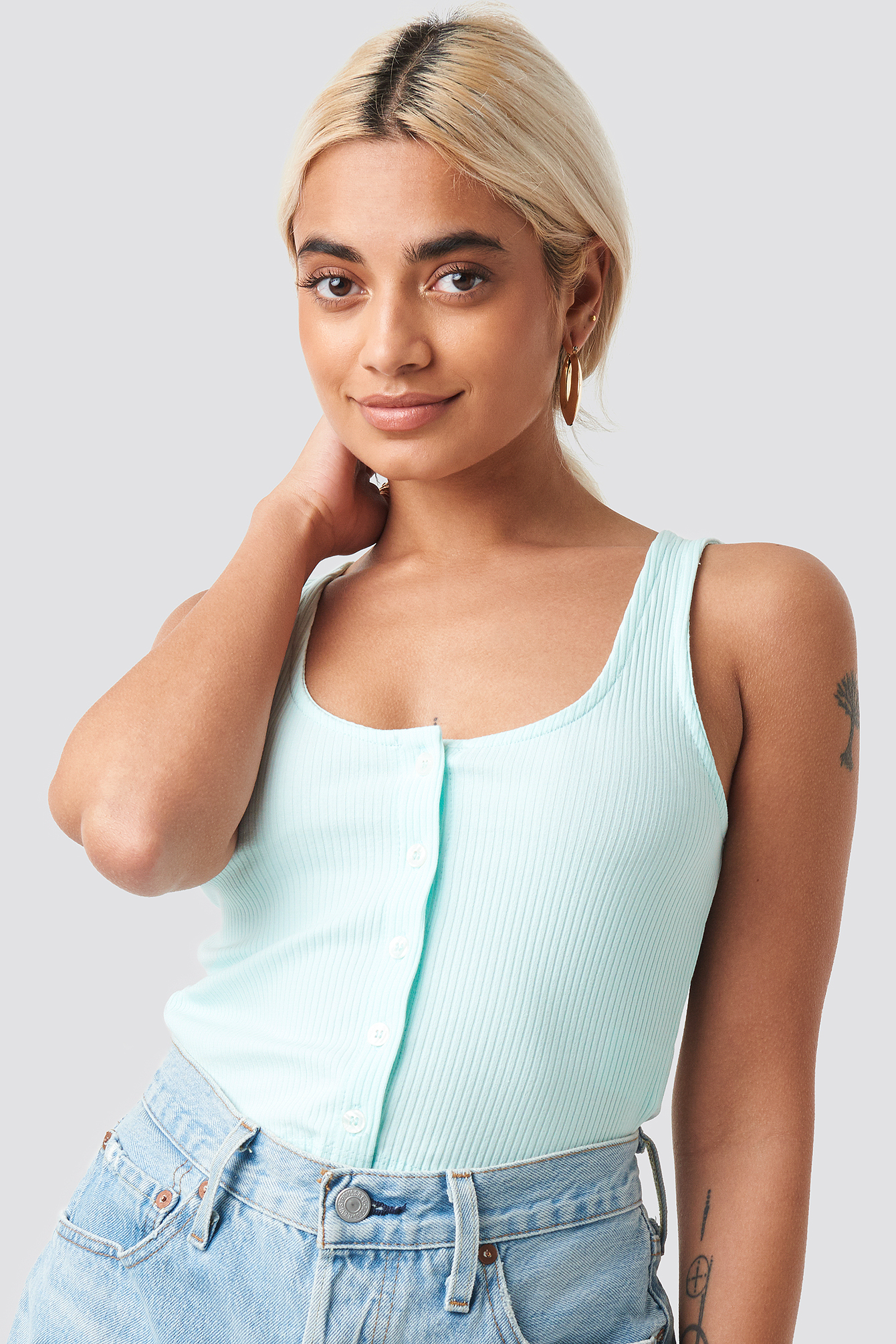Ribbed Cropped Button Top Blå | NA-KD