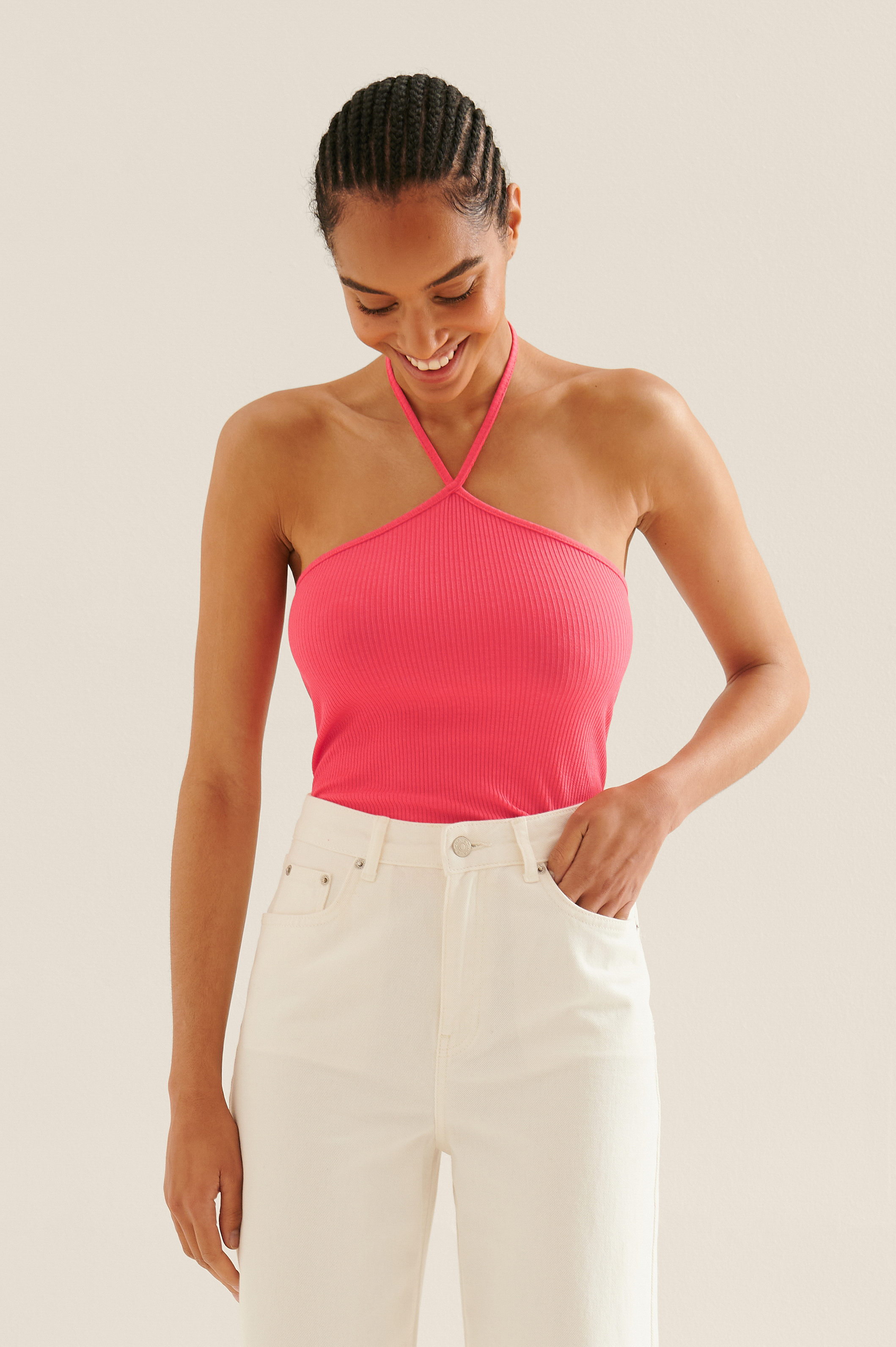 Geripptes Neckholder-Top Rosa | NA-KD