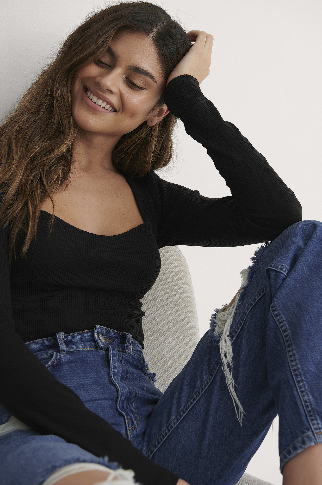 Ribbed Heart Neckline Top Black | NA-KD