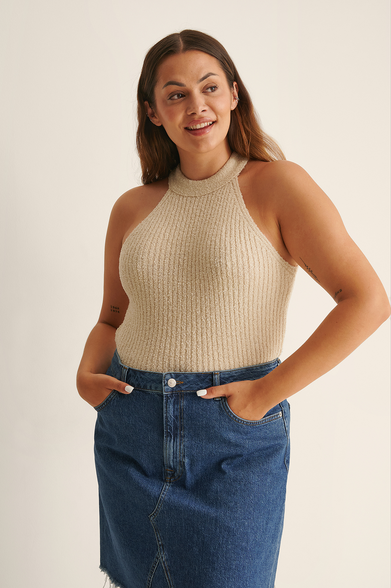 Ribbed High Neck Knitted Singlet Beige | NA-KD