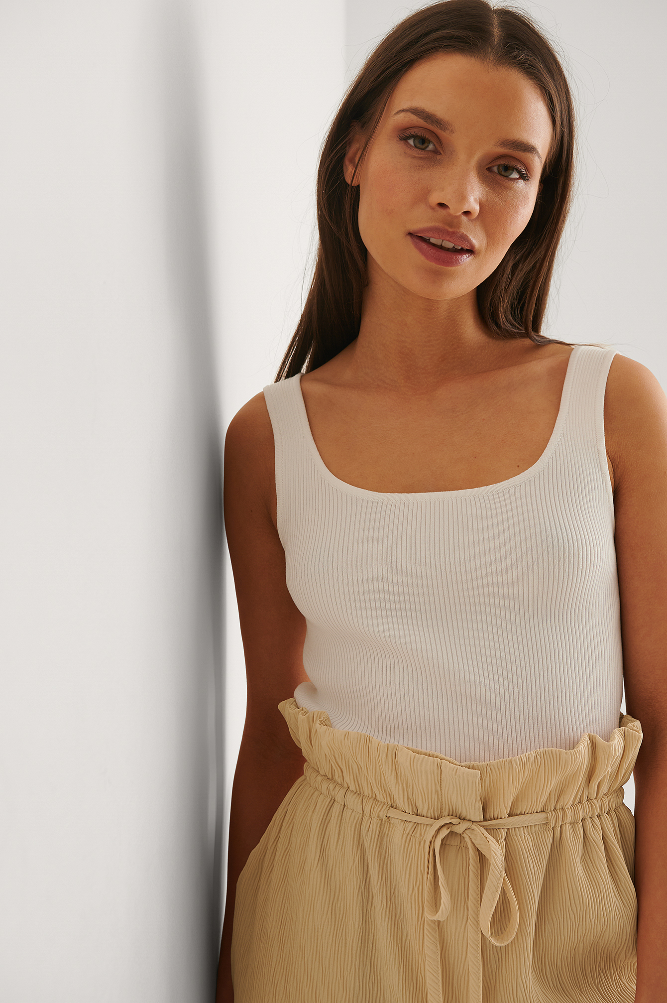 Ribbed Knitted Singlet Offwhite | na-kd.com