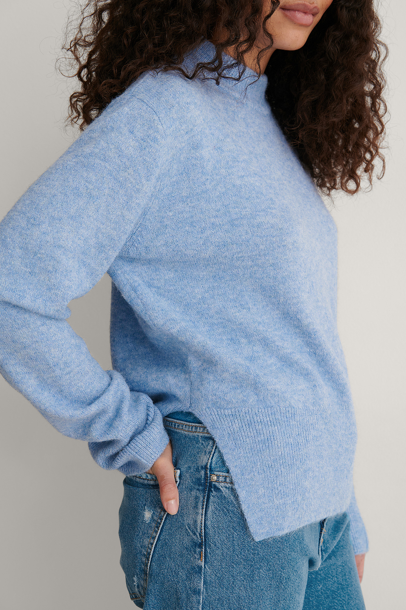 Round Neck Side Slit Knitted Sweater Blue | na-kd.com