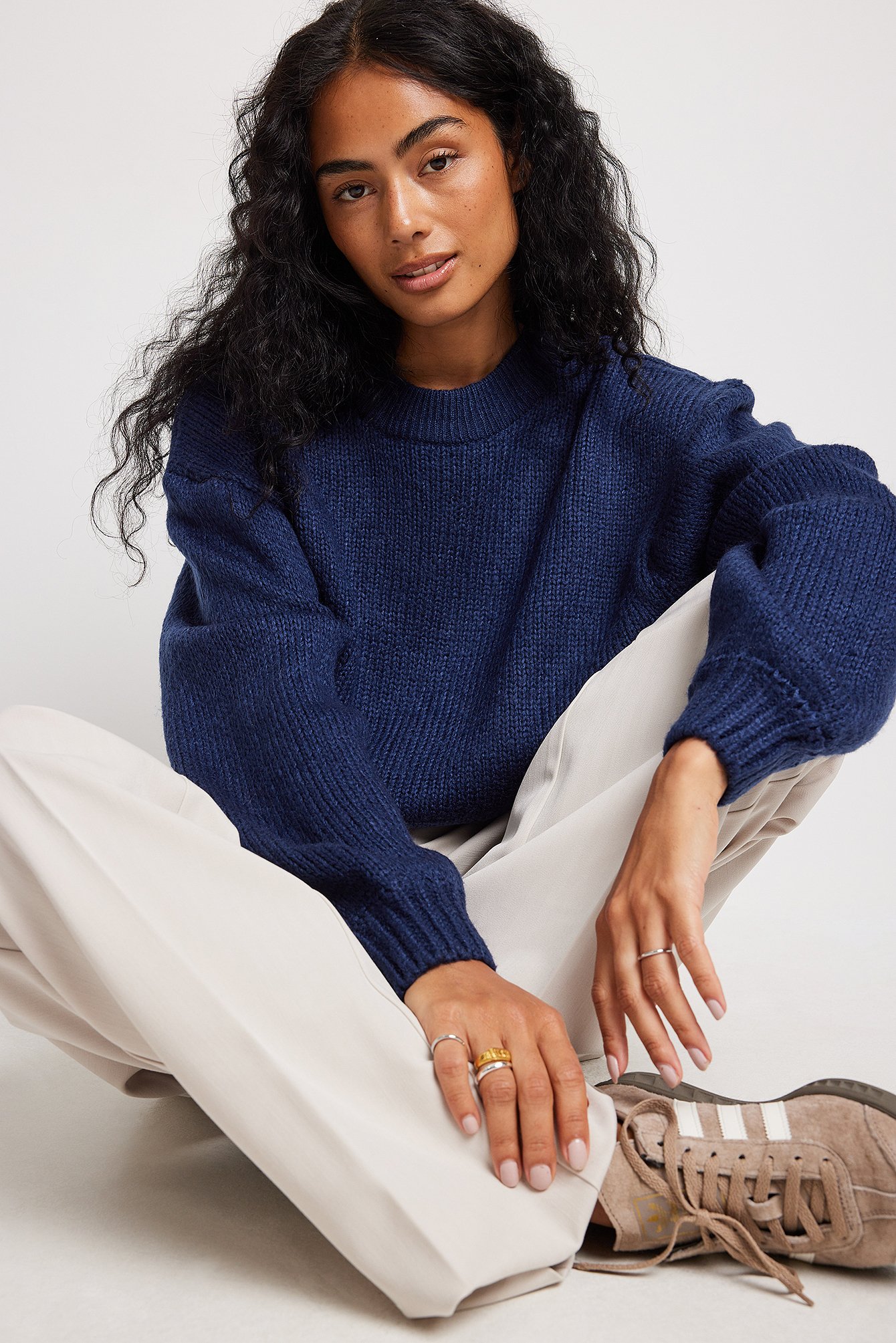 Round Neck Knitted Sweater Blue | NA-KD