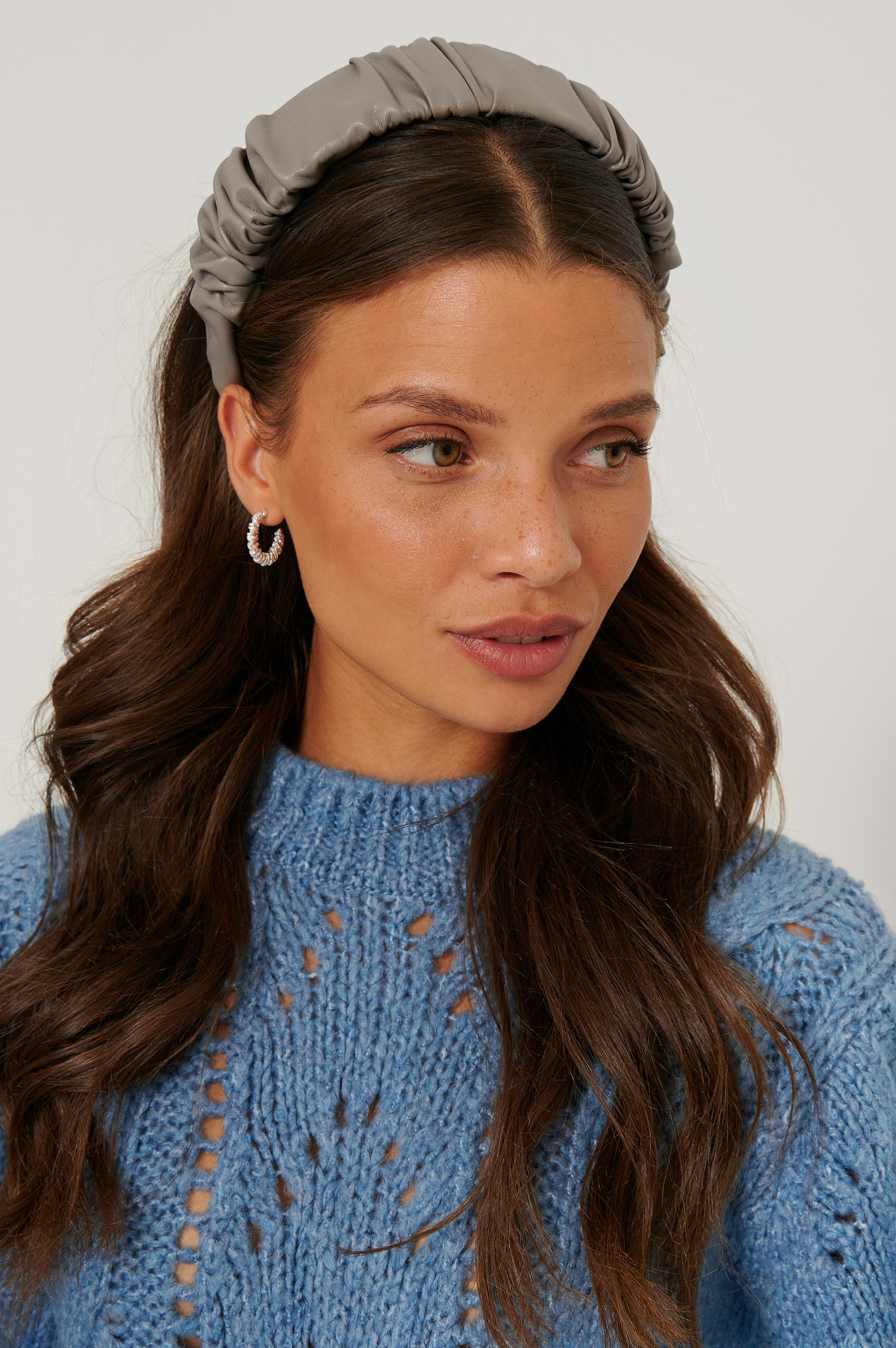 Ruffled PU Hair Hoop Grey | NA-KD