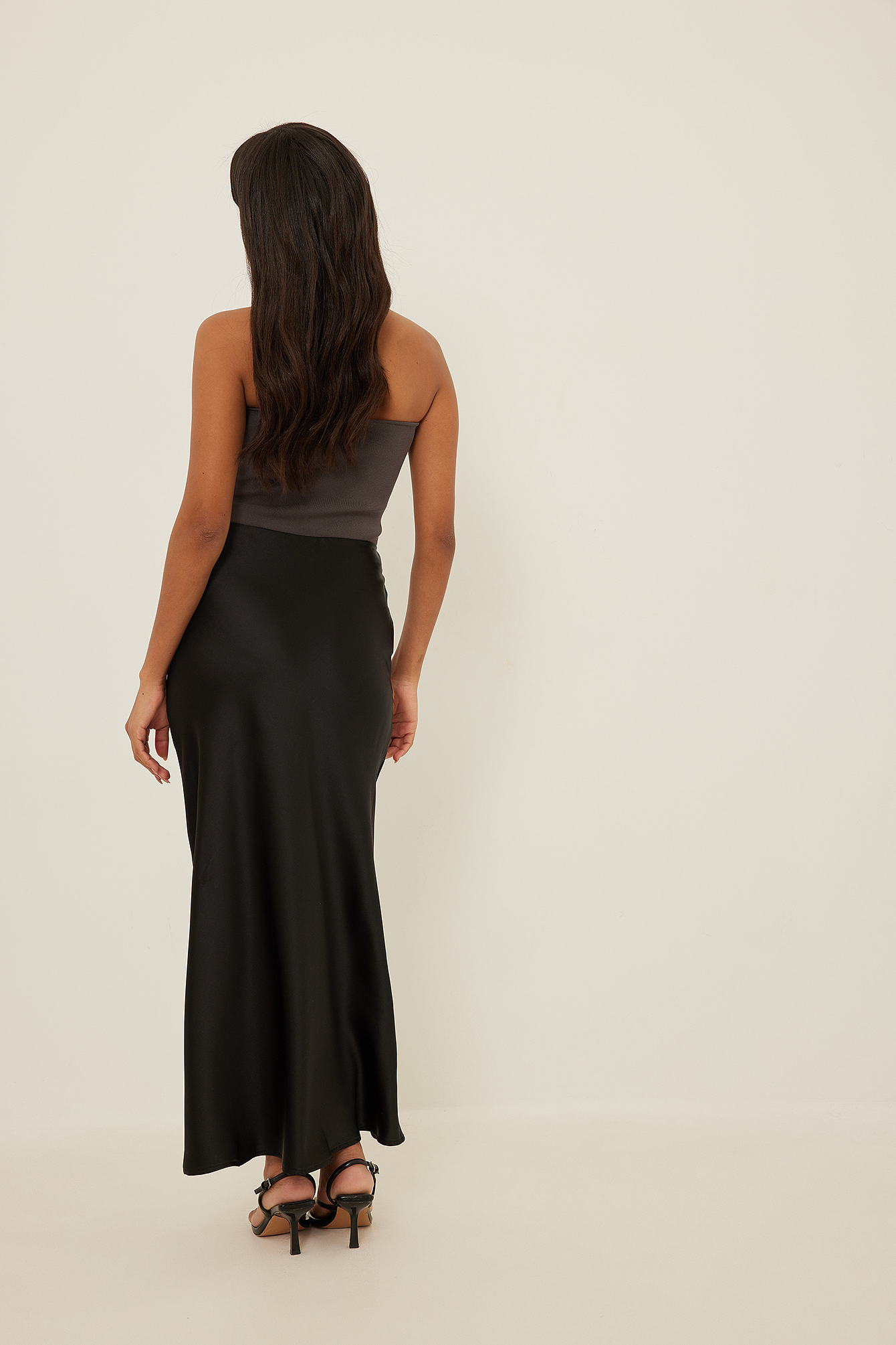 Satin Midi Skirt Black Na