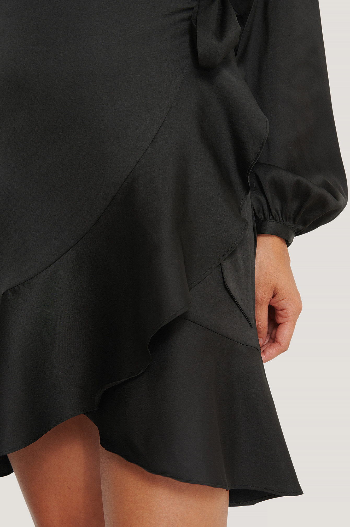 Satin Overlap Midi Dress Black | na-kd.com